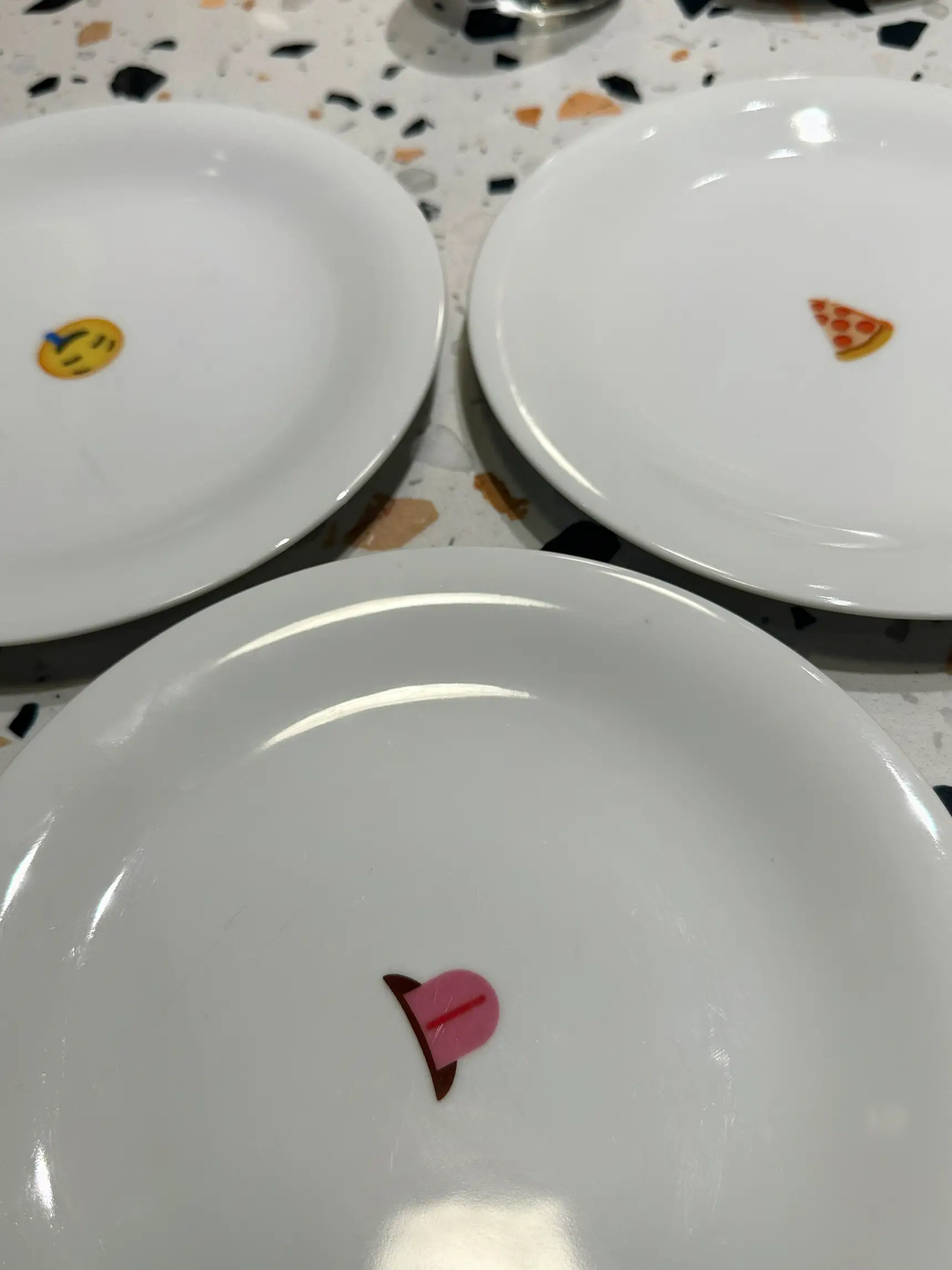 RED RABBIT🐇 ชาวราชพฤกษ์ค่า ไปดินเนอร์ในโพรงกระต่ายกัน 🍽️ | แกลเลอรีที่ ...