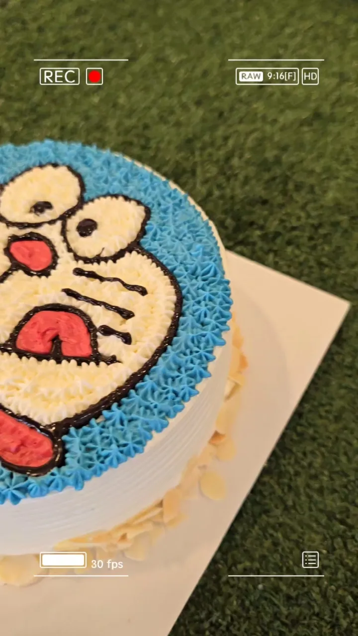 เค้กวันเกิด โดเรมอน | วิดีโอที่เผยแพร่โดย Cake Chutima | Lemon8