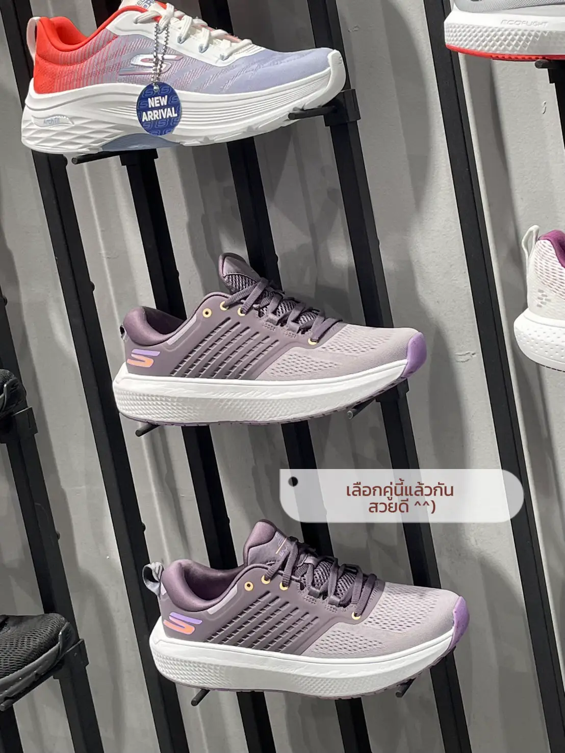 ซื้อรองเท้าวิ่งครั้งแรก "Skechers Women GOrun Balance3" | แกลเลอรีที่ ...