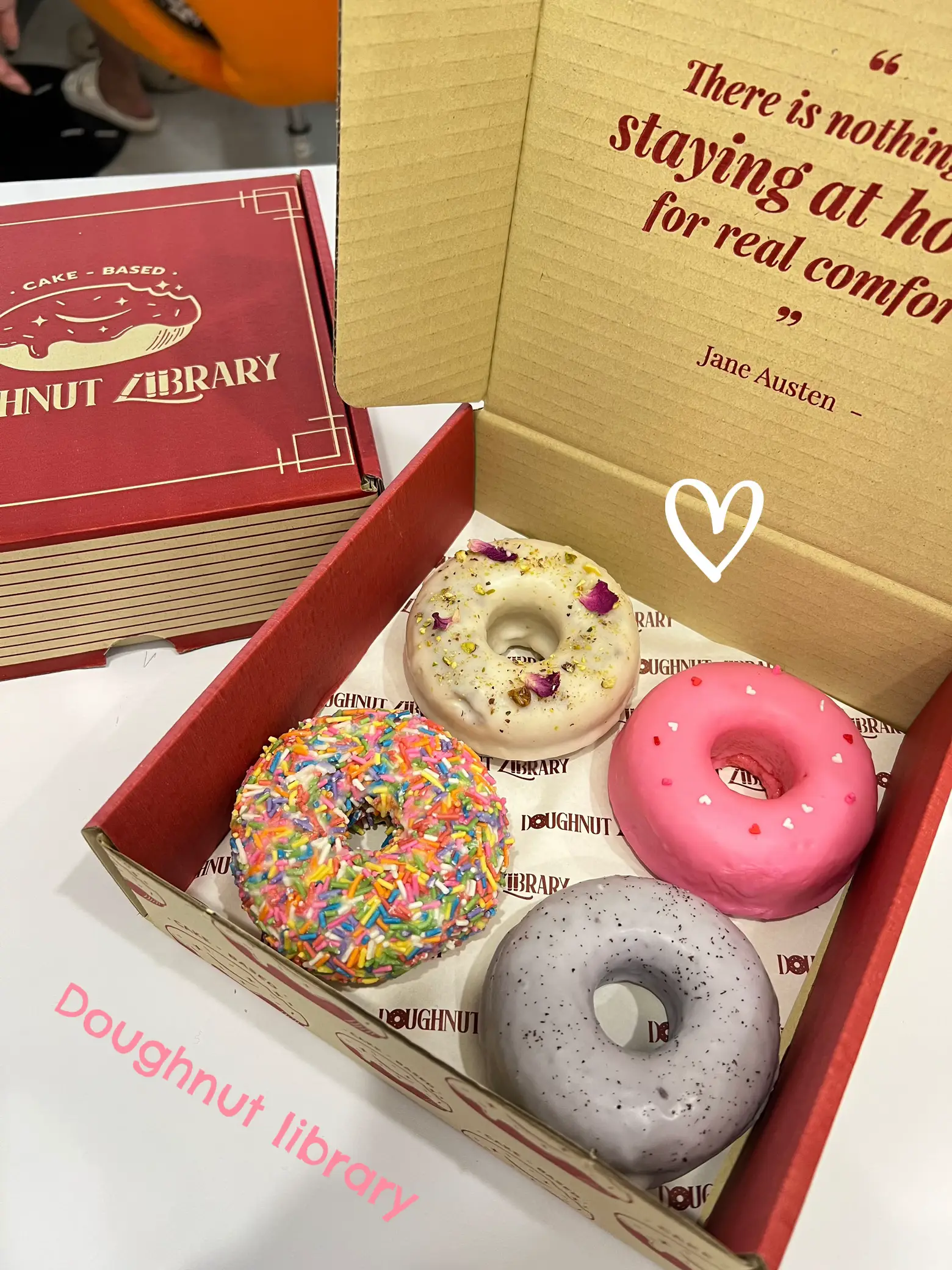 Doughnut library 🍩 | แกลเลอรีที่โพสต์โดย Pksathaka | Lemon8