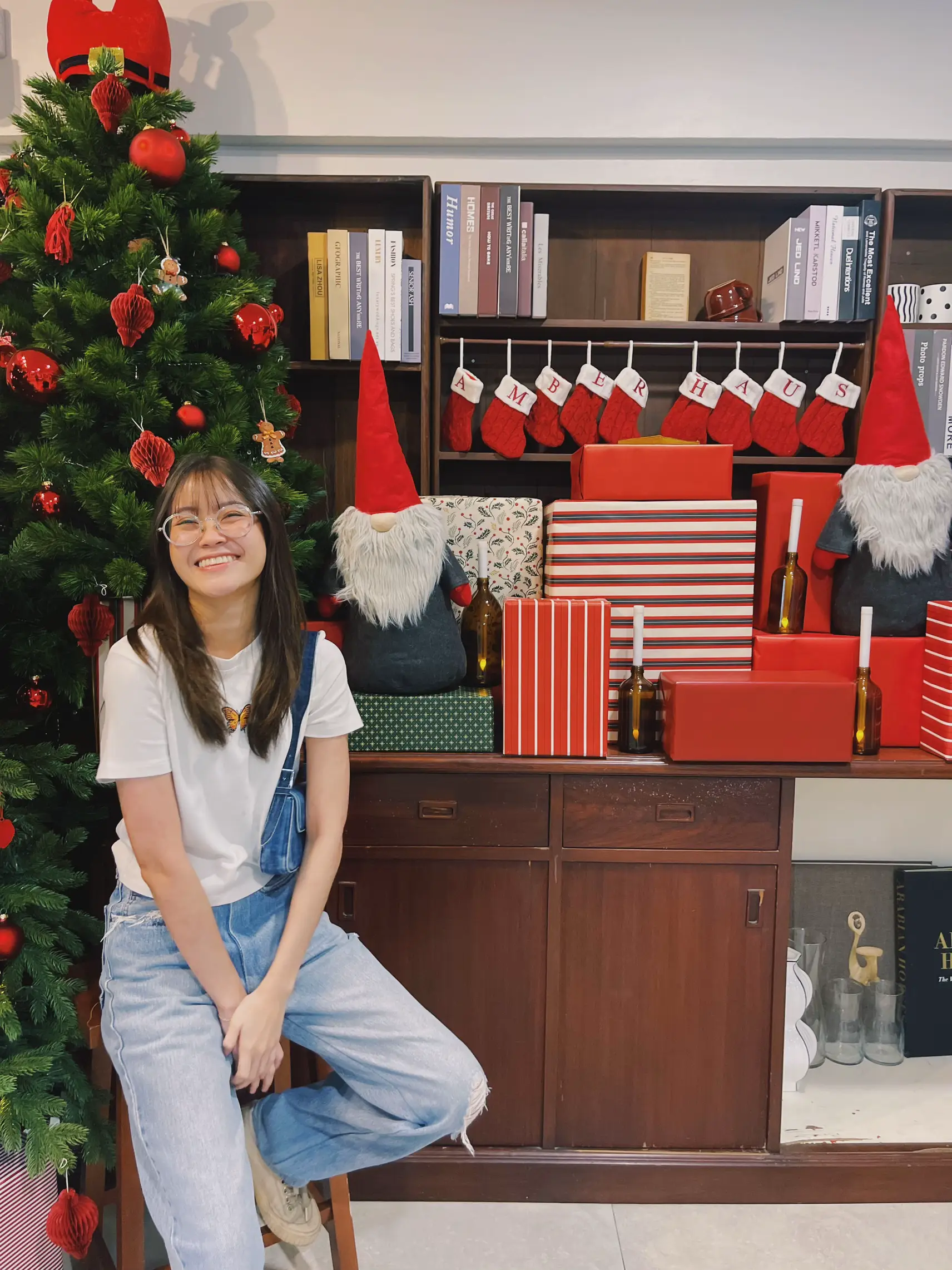 Amber haus. | แกลเลอรีที่โพสต์โดย KHiM | Lemon8