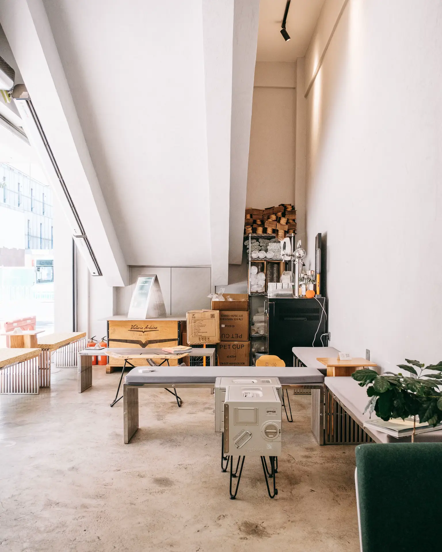 Cohesion Coffee คาเฟ่คูลๆ ที่ถนน Qiagnian เมืองคุนหมิง ☕️🛹 | แกลเลอรี ...