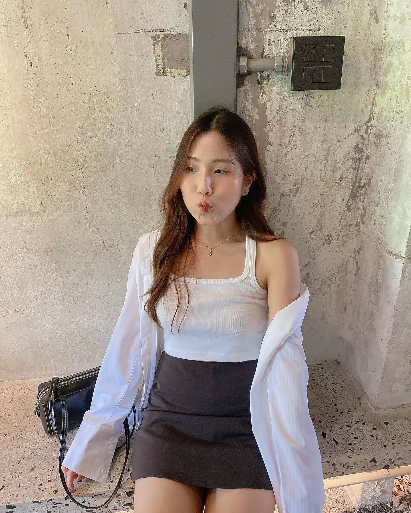 Outfit idea🤍 | แกลเลอรีที่โพสต์โดย myymines | Lemon8