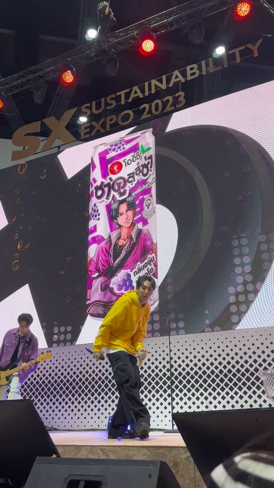 planes - การค้นหาใน Lemon8