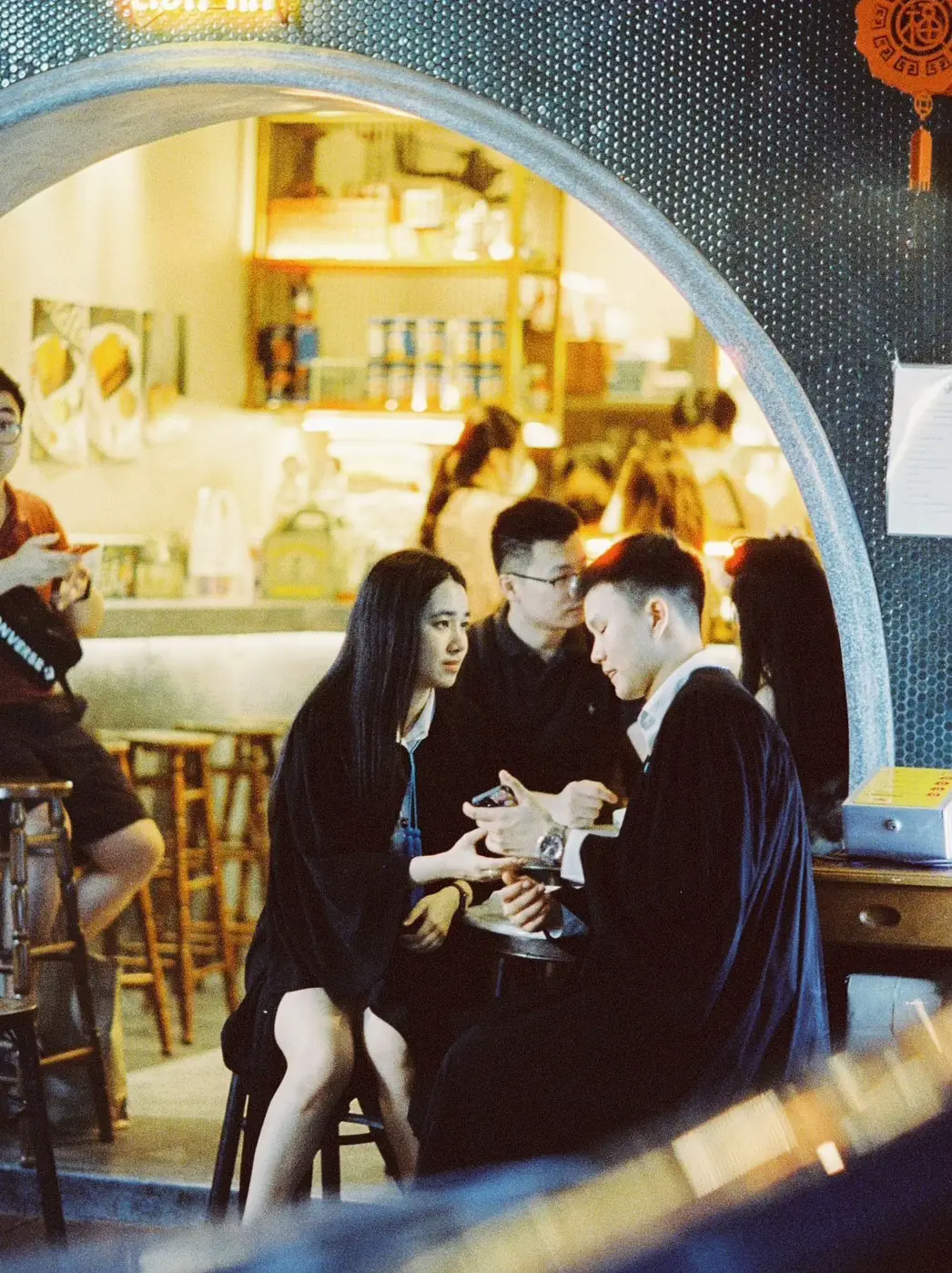 ถ่ายรูปรับปริญญานอกรอบกับแฟน (กล้องฟิล์ม)📷 | แกลเลอรีที่โพสต์โดย รีวิว ...