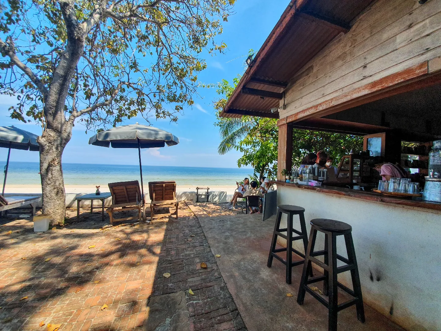 Drip Rim Lay คาเฟ่ริมทะเล วิวสวย @ Huahin | แกลเลอรีที่โพสต์โดย Sst.TN🐣 ...