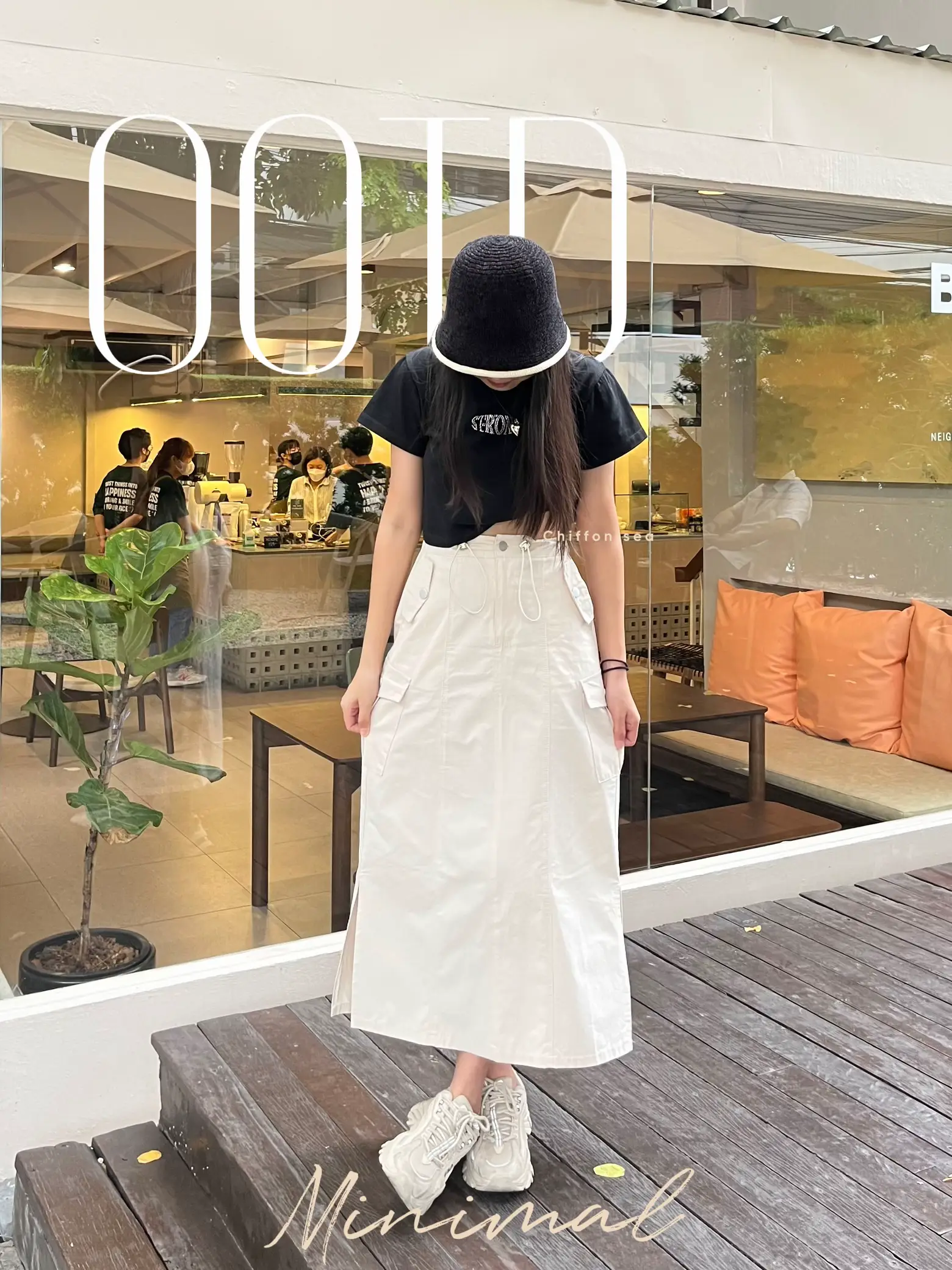 OOTD 🌳 เสื้อครอป + กระโปรงยาว ลุคคลีนๆมินิมอล | แกลเลอรีที่โพสต์โดย ae | Lemon8