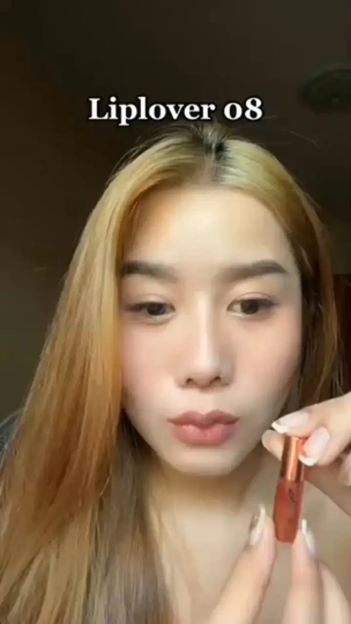 รีวิวลิปสติก 💄ชื่อสี/แบรนด์: | วิดีโอที่เผยแพร่โดย nongmoddd | Lemon8