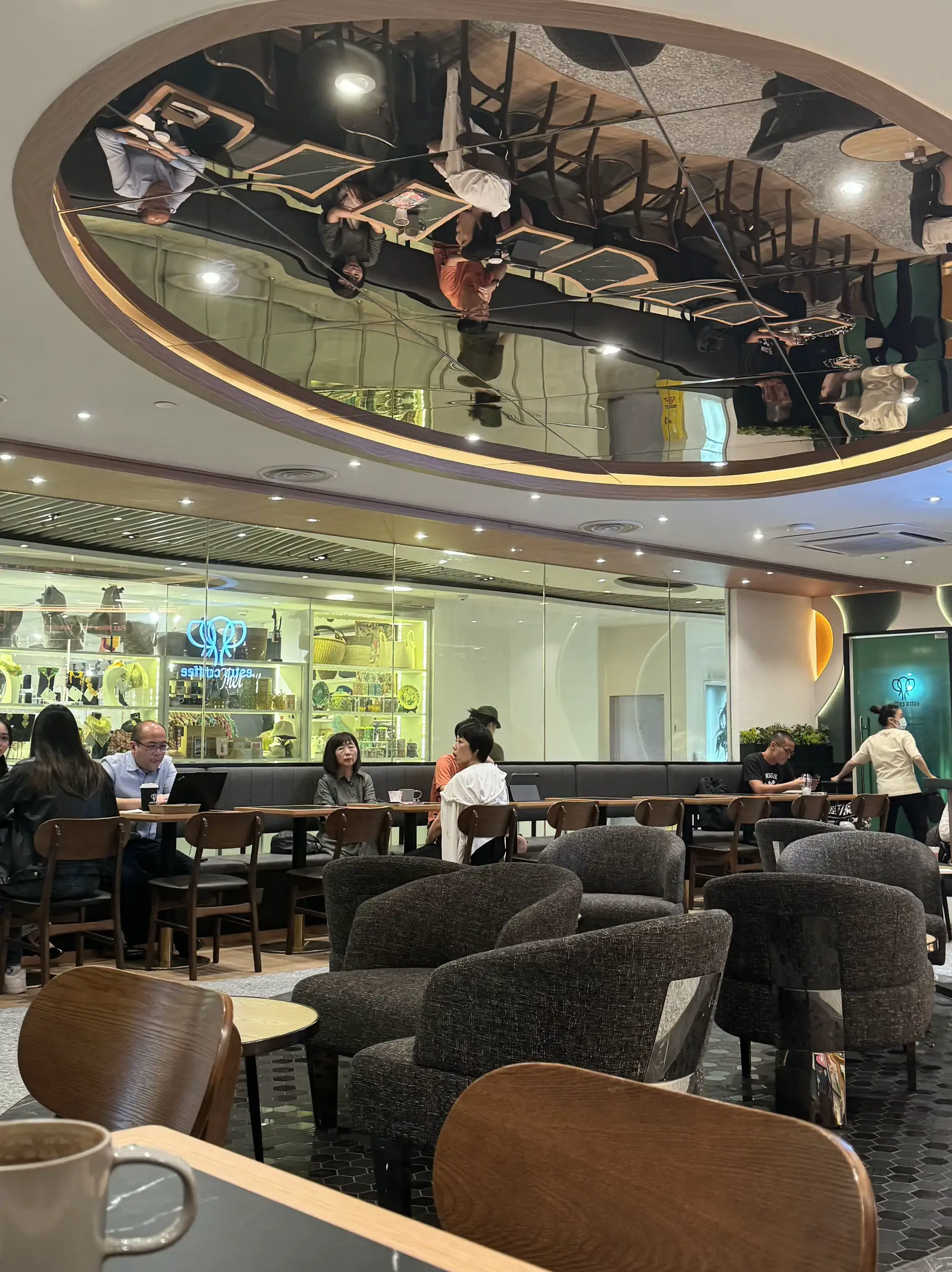 Study / Work Spot At Orchard! | Gallery posted by ପଓ *´ | Lemon8