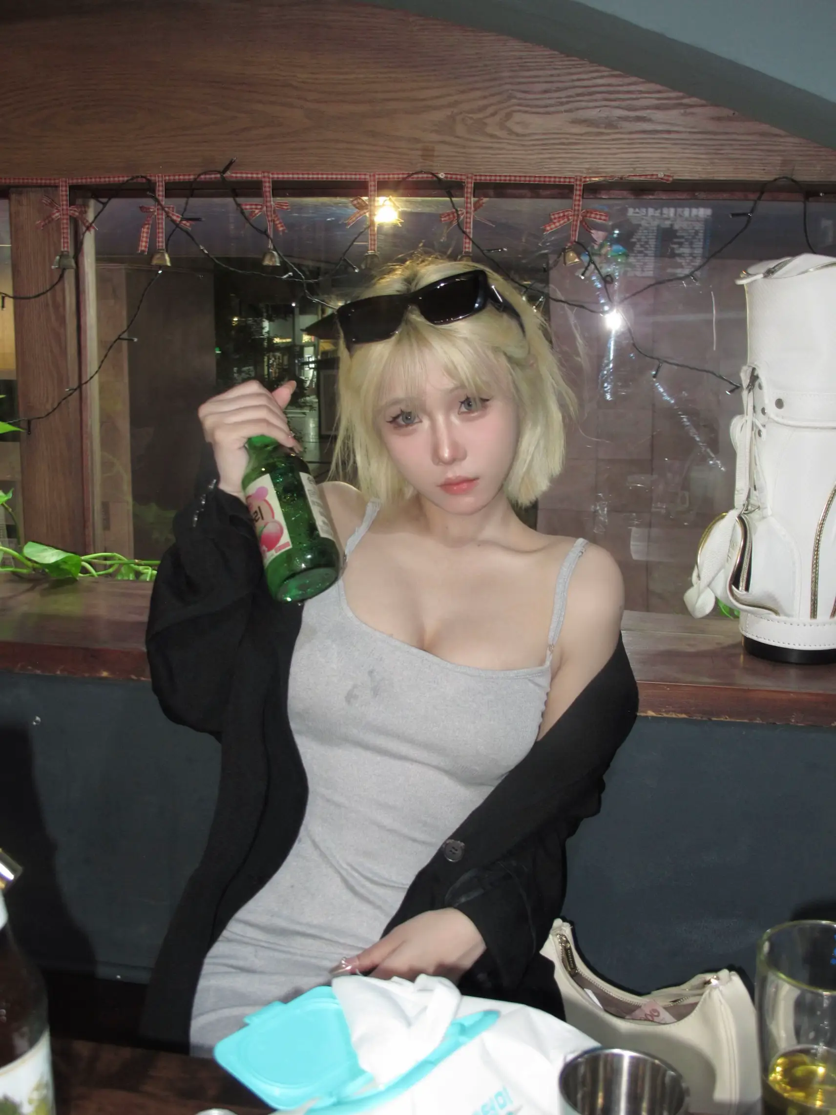 ไอเดียถ่ายรูปแบบพส จีน🌧️ | แกลเลอรีที่โพสต์โดย fenfen_芬芬 | Lemon8