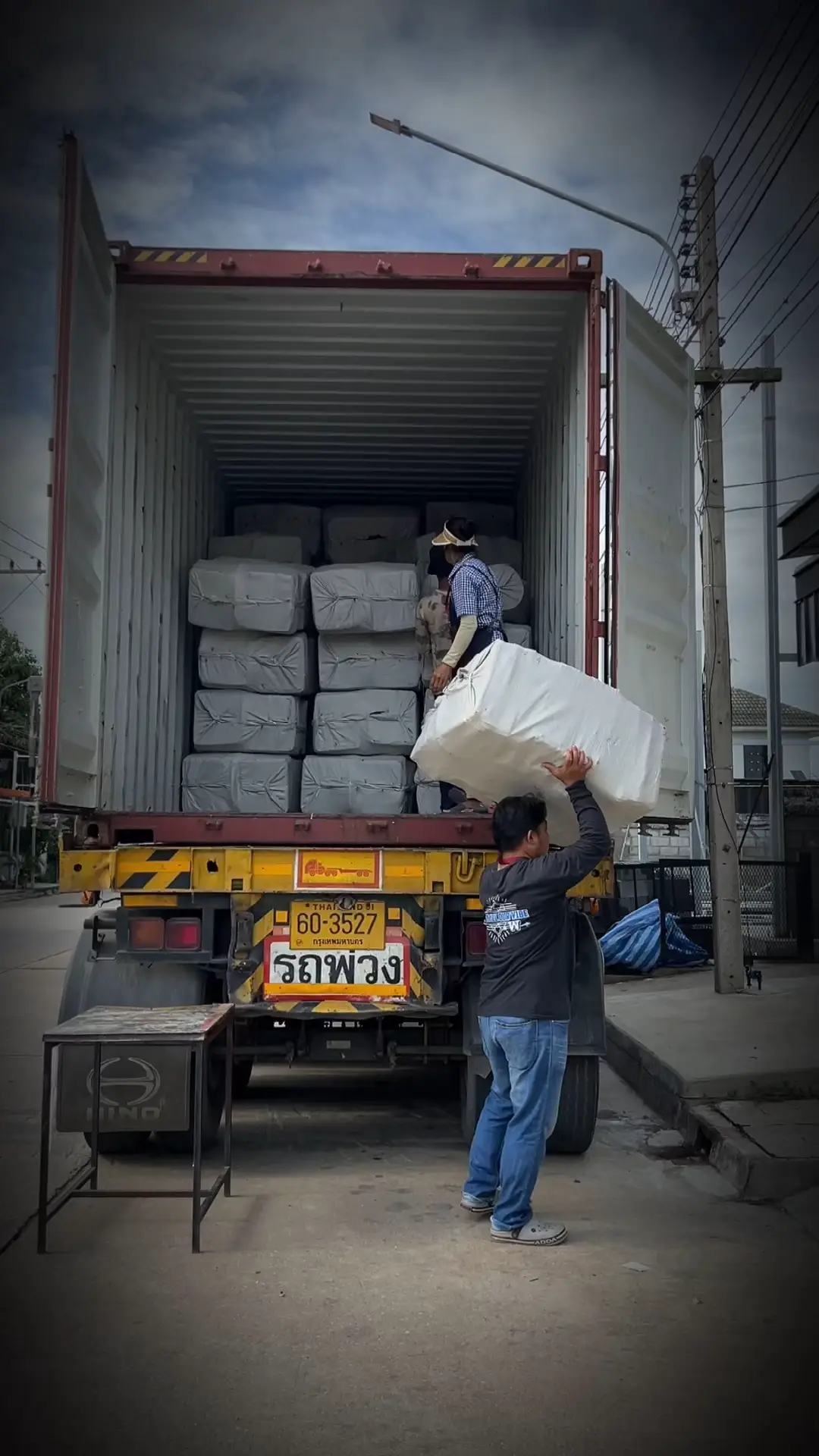 กระเช้าปีใหม่ | วิดีโอที่เผยแพร่โดย CHOCO SITE | Lemon8