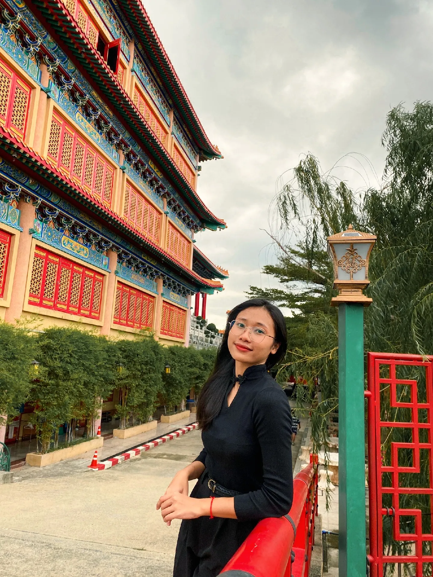 เที่ยววัดจีนสวยๆใกล้กรุงเทพฯ วัดเล่งเน่ยยี่ 2 🇨🇳 | แกลเลอรีที่โพสต์โดย ...