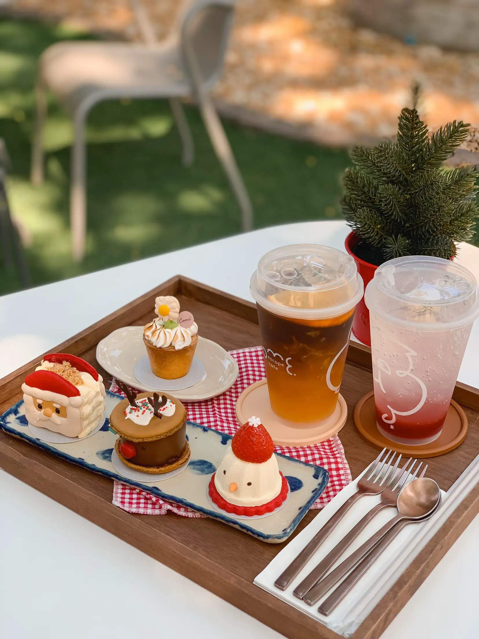 COME escape cafe 🎄☃️ ️🎅🏻 | แกลเลอรีที่โพสต์โดย Puifaikamon | Lemon8