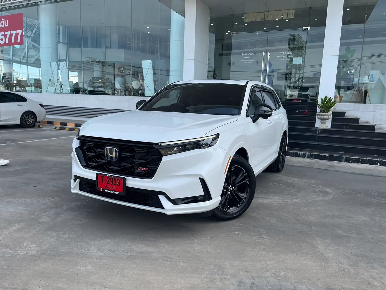 คุ้มไม๊ ทำไมถึงเลือกคันนี้ CR-v 2023 | แกลเลอรีที่โพสต์โดย Nat | Lemon8