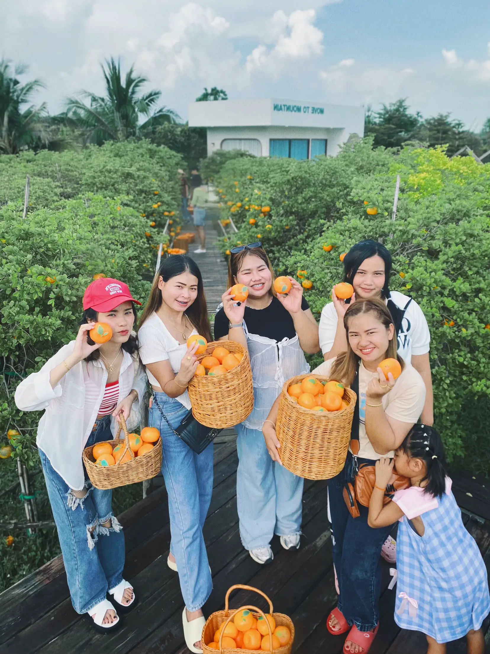 คาเฟ่กาญจนบุรี 🍊🍊🍊🍊 | แกลเลอรีที่โพสต์โดย panpk_39 | Lemon8