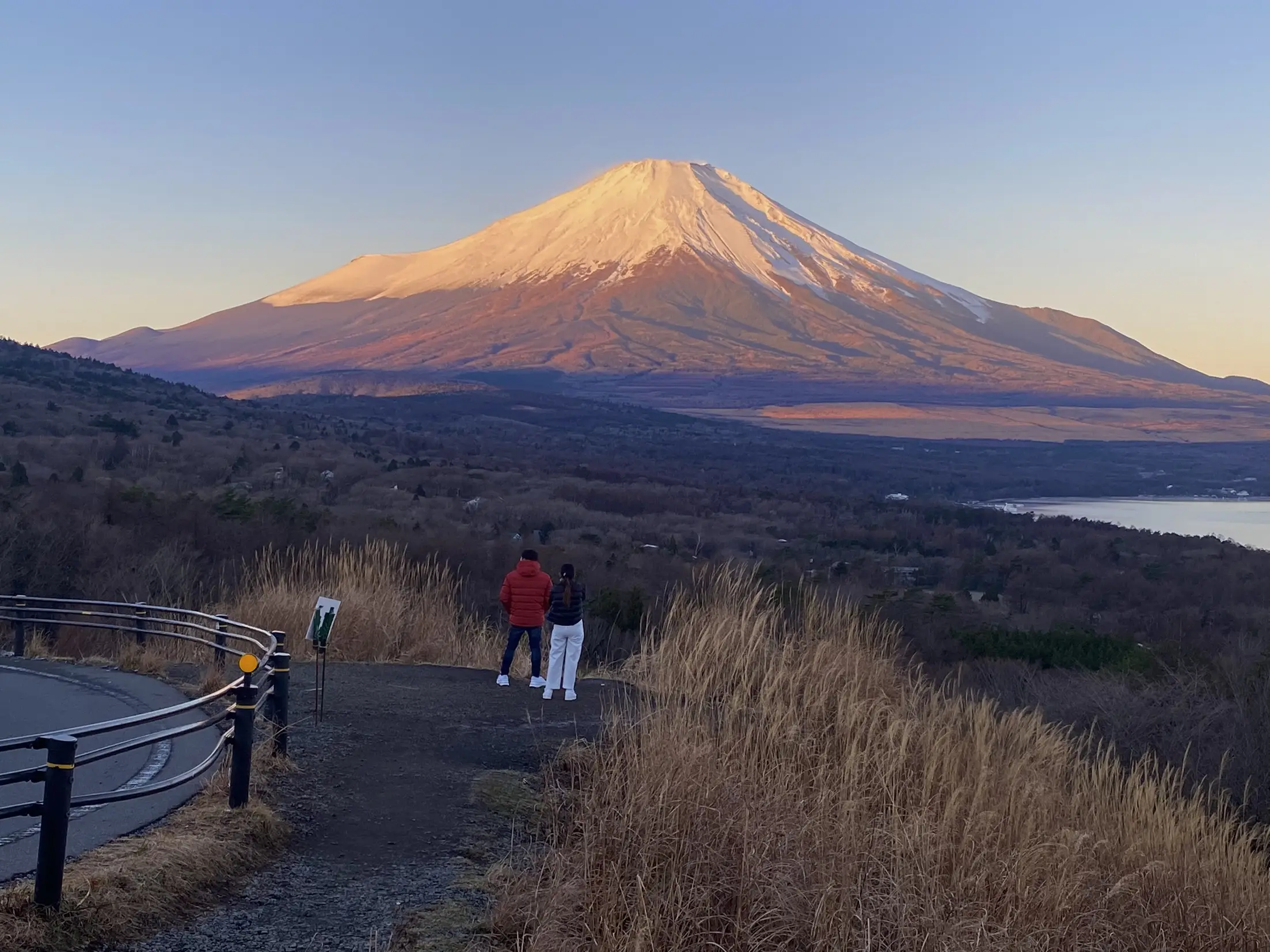 Panorama dai. Yamanaka เช้าวันที่ 13/12/66 2 องศา | แกลเลอรีที่โพสต์โดย Yan | Lemon8
