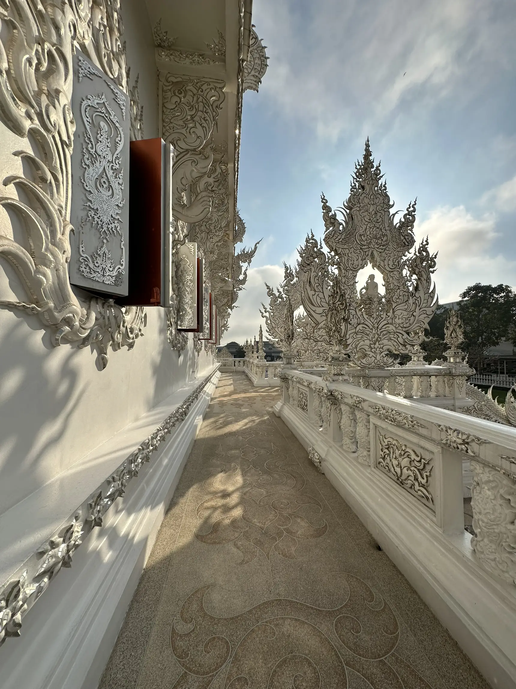 white temple | Gallery posted by BanHar Yeap | Lemon8