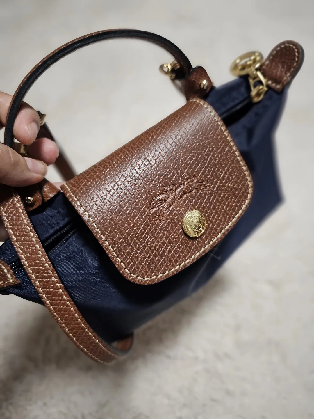 Longchamp mini ถูกอกถูกใจ คุ้มไหมที่ได้มา 🥹 | แกลเลอรีที่โพสต์โดย ...