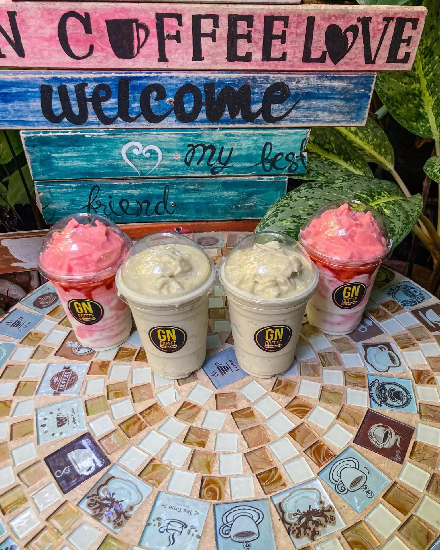 🍓🍶 สตอเบอรี่สมูทตี้โยเกิร์ต & นมสดอะโวคาโดปั่น 🥛🥑 | แกลเลอรีที่โพสต์โดย GNCoffee จ.แพร่ | Lemon8