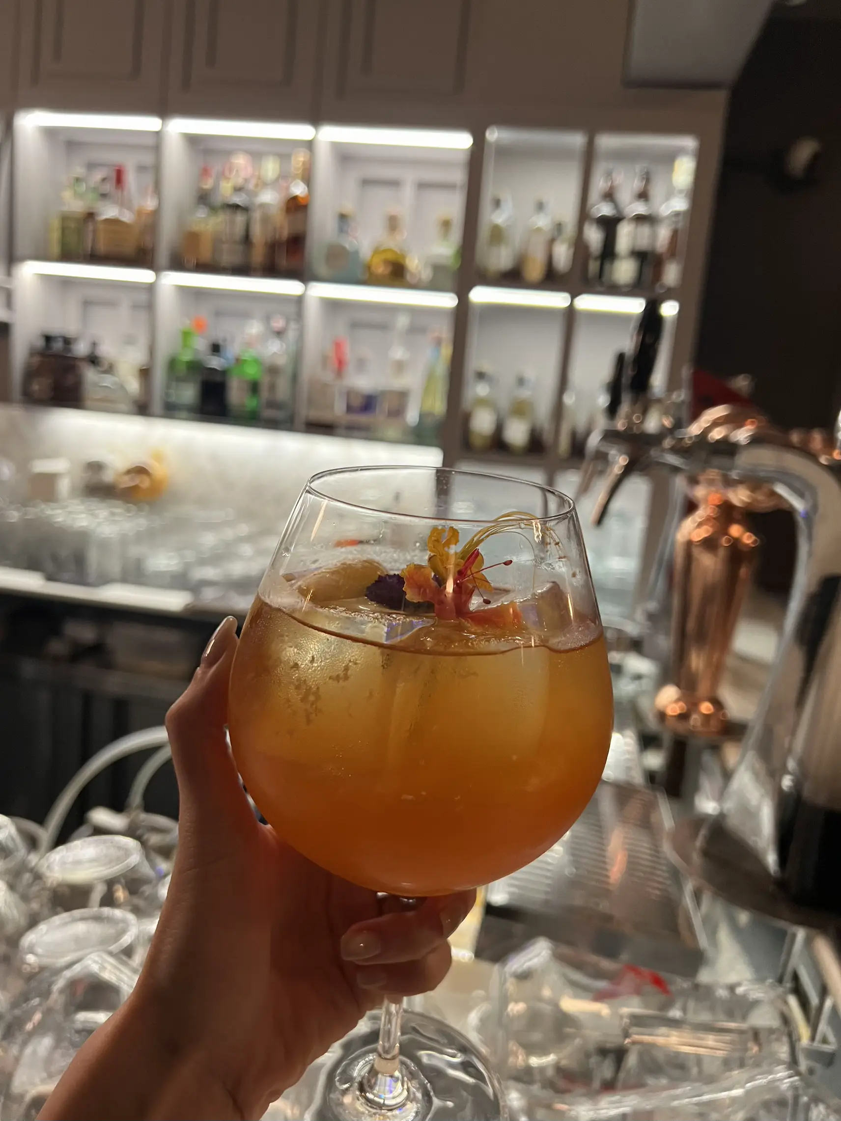 OOTD : Date Night 🍸 | แกลเลอรีที่โพสต์โดย Aeiaeiis | Lemon8