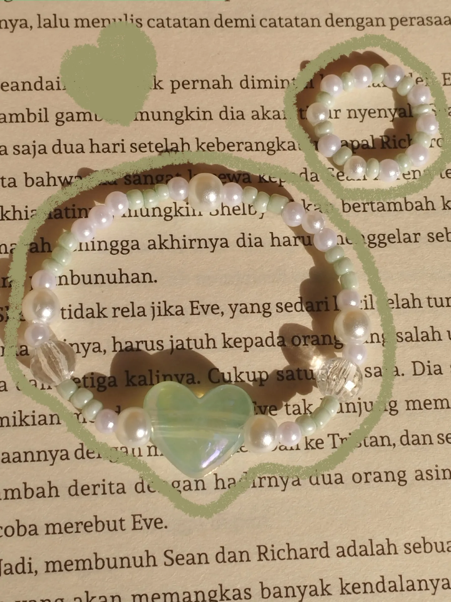 Inspirasi gelang manik | Galeri diposting oleh naa | Lemon8