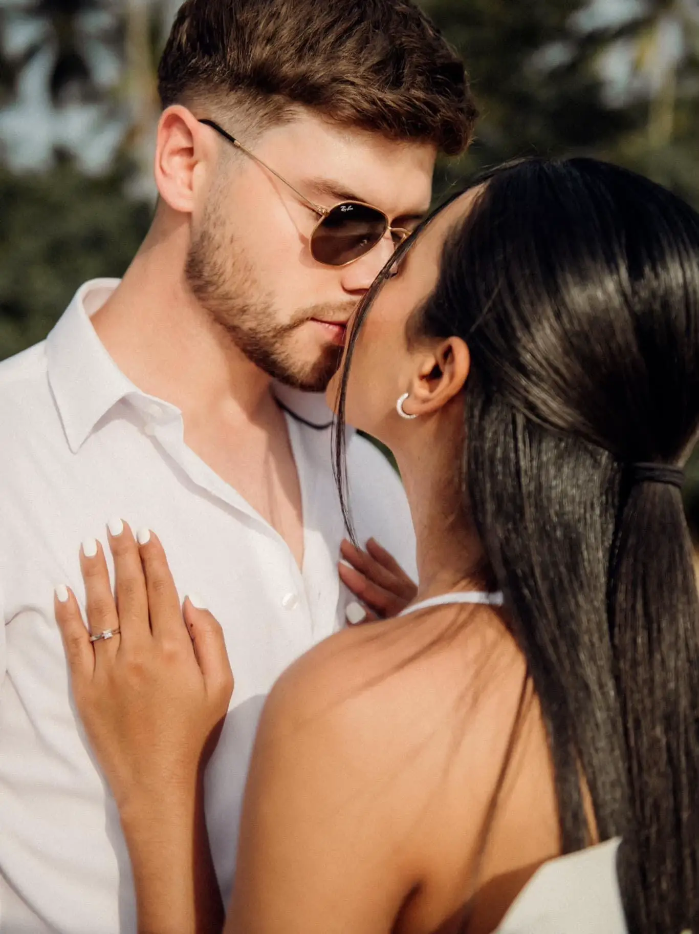 ไอเดียถ่าย Pre - weeding ริมทะเล | แกลเลอรีที่โพสต์โดย L | Lemon8