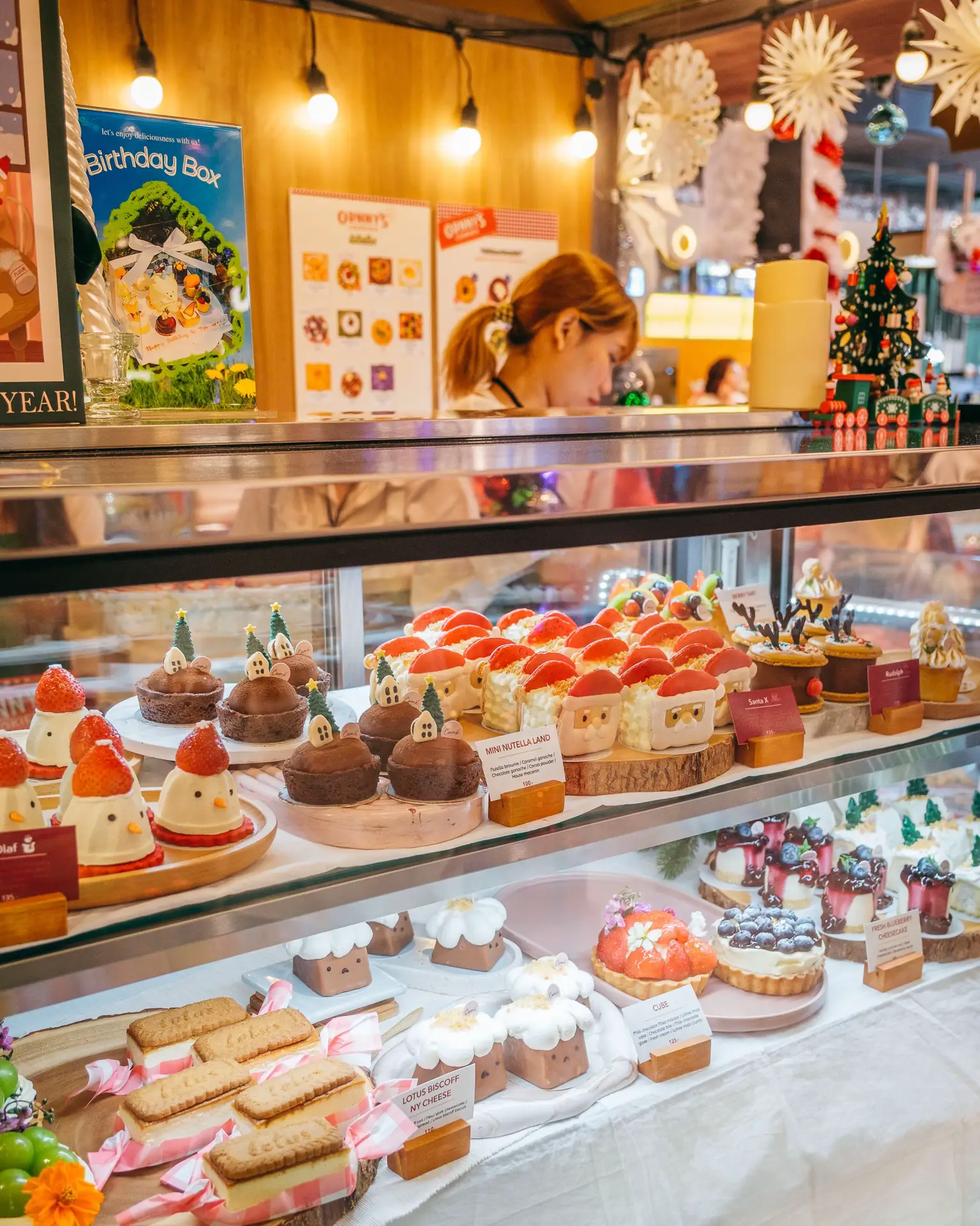 Gourmet Christmas Wondersquare ที่ Sphere Market 🎄 ️🎅 | แกลเลอรีที่ ...