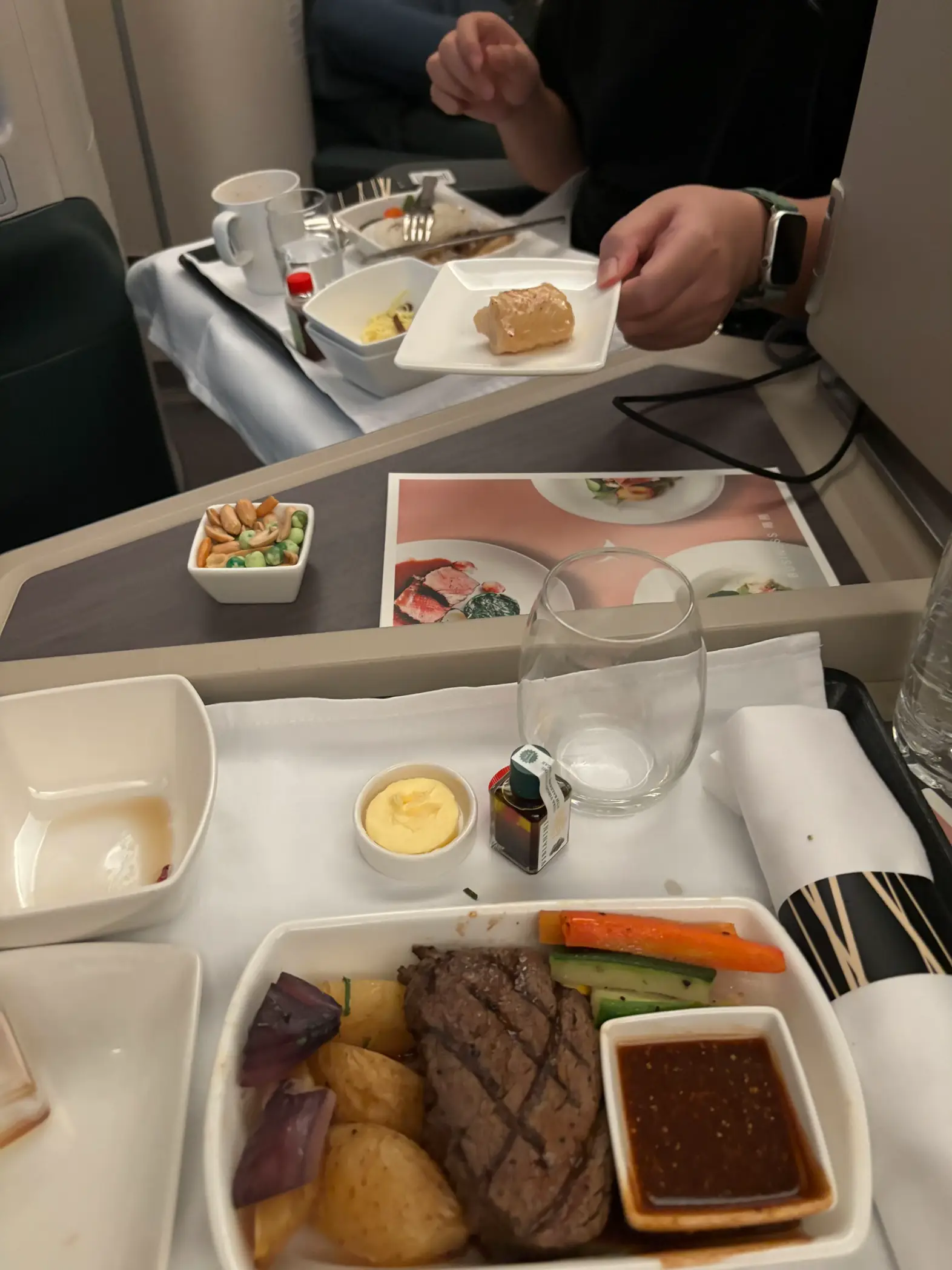 Review Cathay Pacific Business Class ️ | Gallery posted by aeyissharing ...