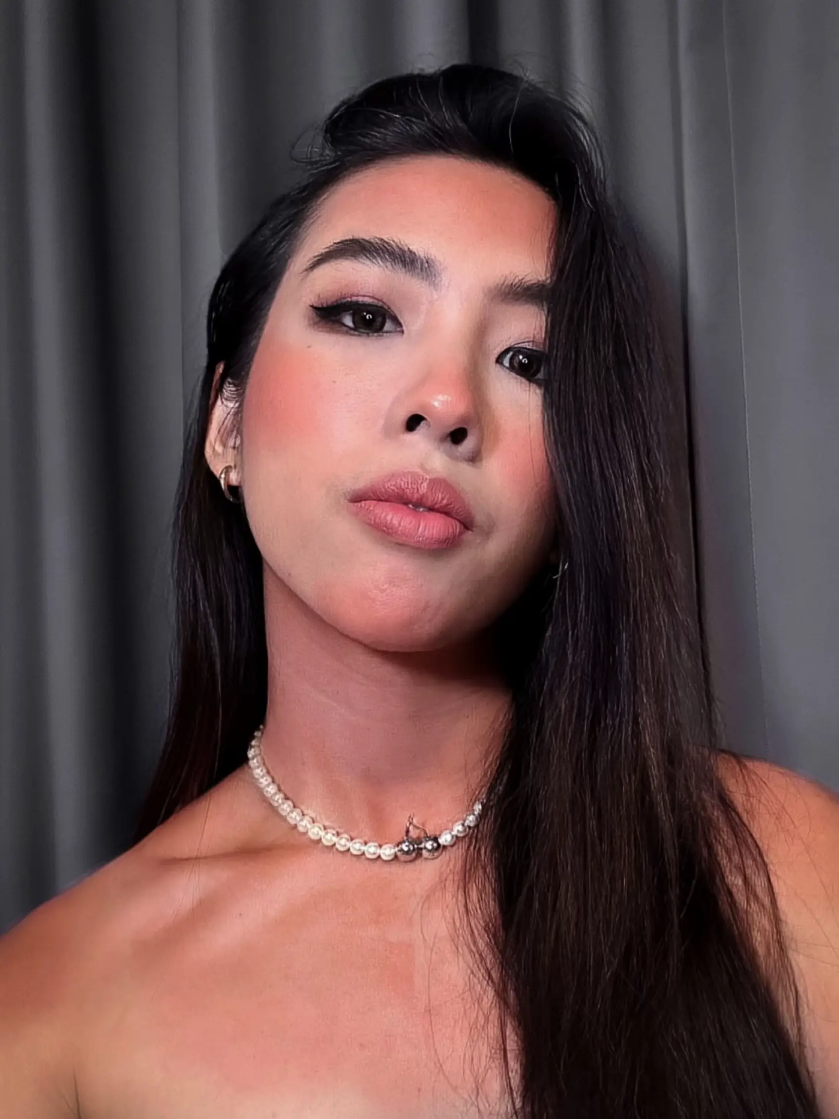 🔥 Heat Stroke Makeup 🔥 งานบ่มแดดก็มา GQ STYLE! | แกลเลอรีที่โพสต์โดย Jun Imai | Lemon8