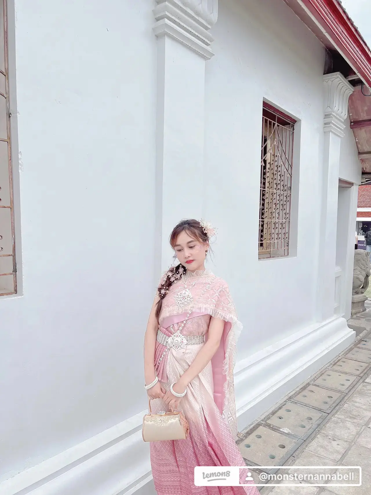 ใส่ชุดไทยสไตล์ douin วัดอรุณ 🎀 | แกลเลอรีที่โพสต์โดย ชาแนนนี่ 🐰 | Lemon8