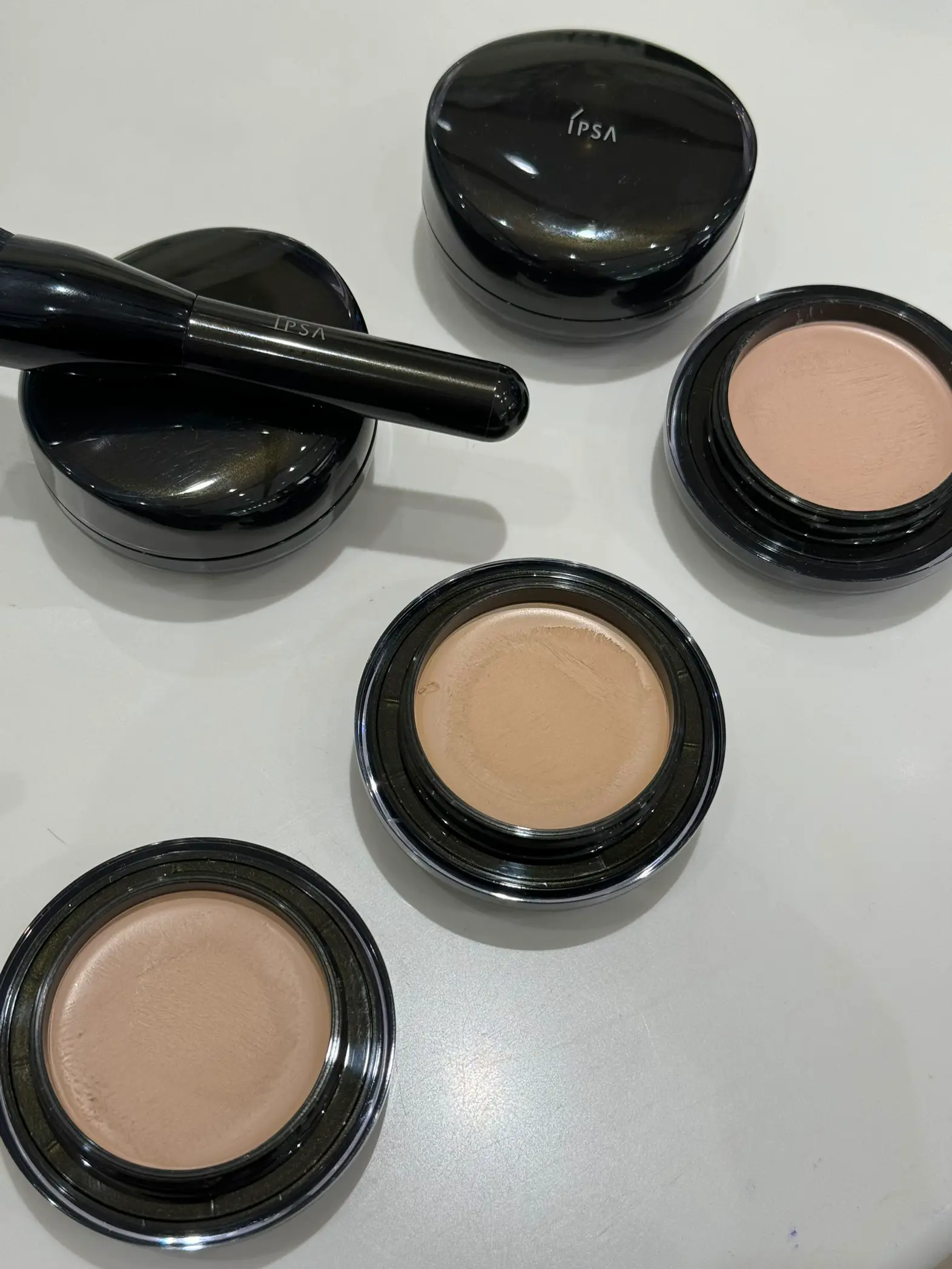 รีวิวรองพื้น IPSA ปรับสูตรใหม่ 🤍 เนื้อเนียนกริบ 🎄 | แกลเลอรีที่โพสต์โดย PloyStation | Lemon8