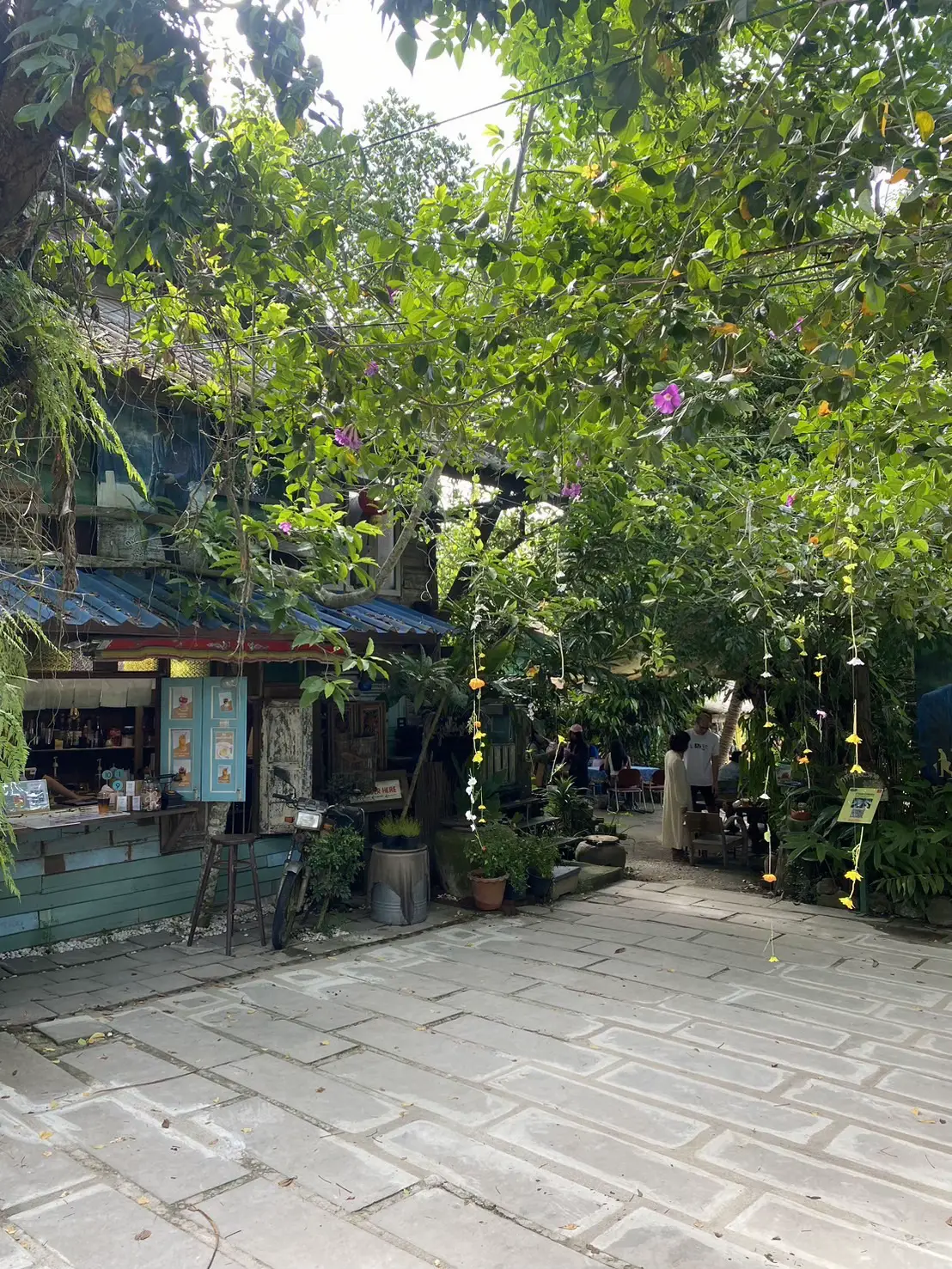 เหมือนฝัน คาเฟ่ @บ้านฉางระยอง | แกลเลอรีที่โพสต์โดย Nipas.k | Lemon8