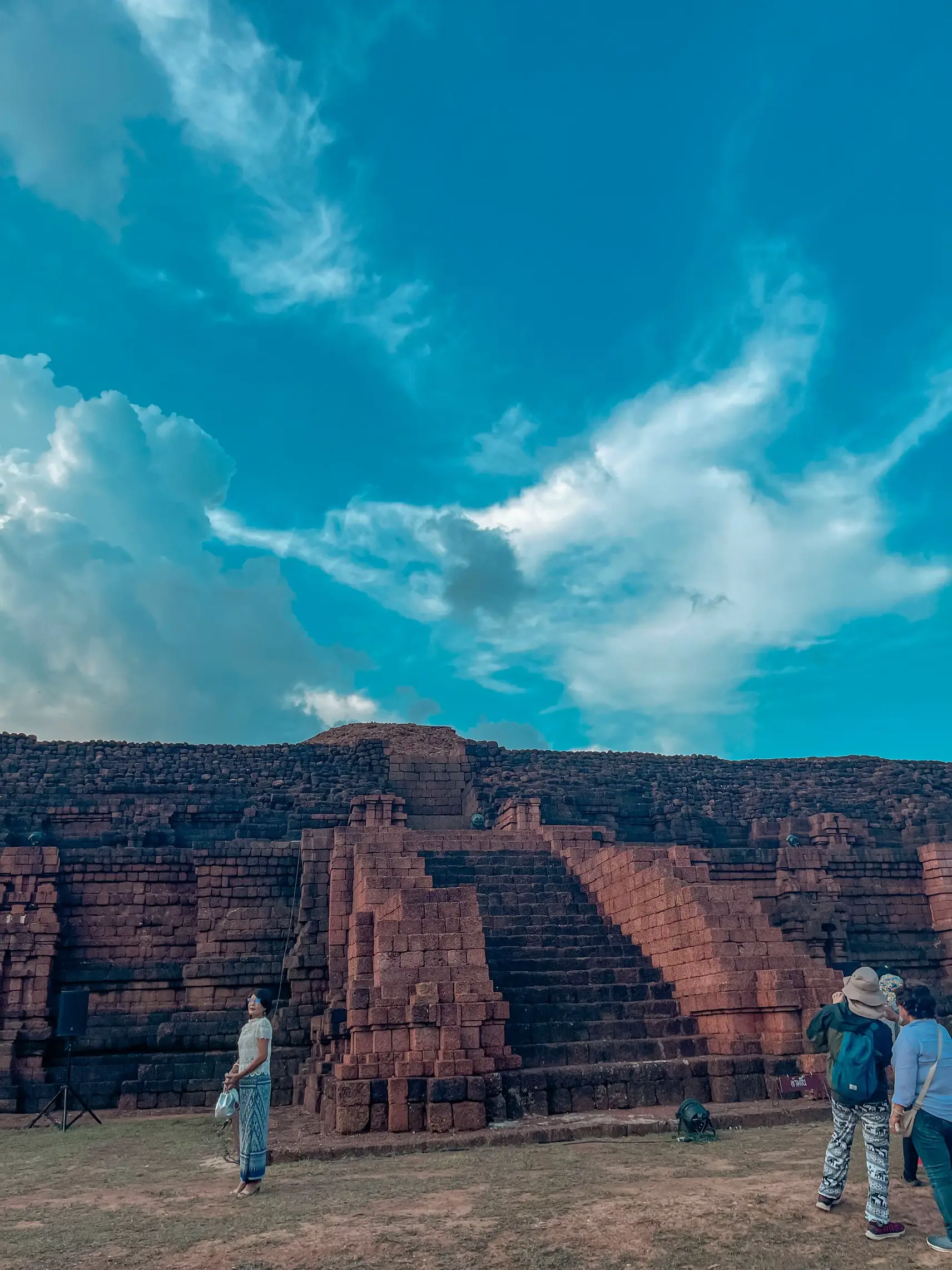 世界遺産に登録されているSrithepの光の奇跡を訪れる | Our memories ヅが投稿したフォトブック | Lemon8