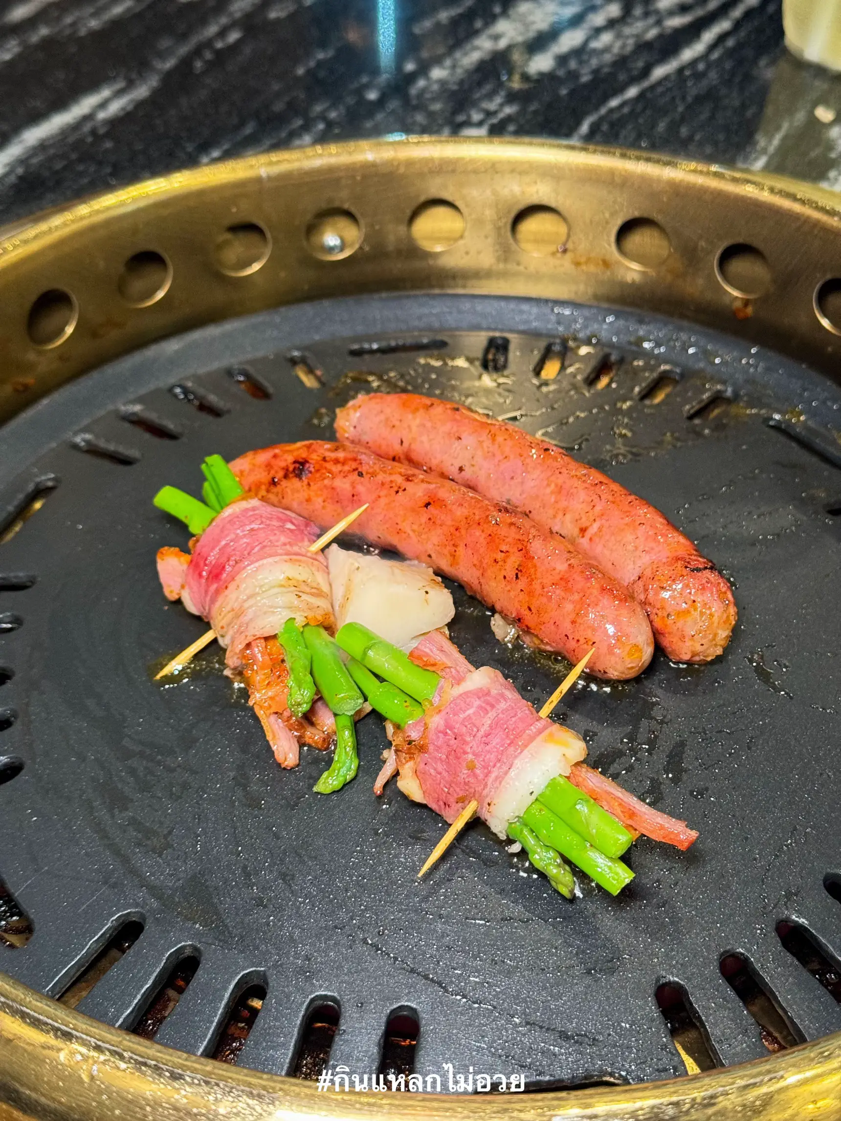 ร้านชื่อ “ Burcher Boy “ นะคะ 🥰 | แกลเลอรีที่โพสต์โดย กินแหลก ไม่อวย ...