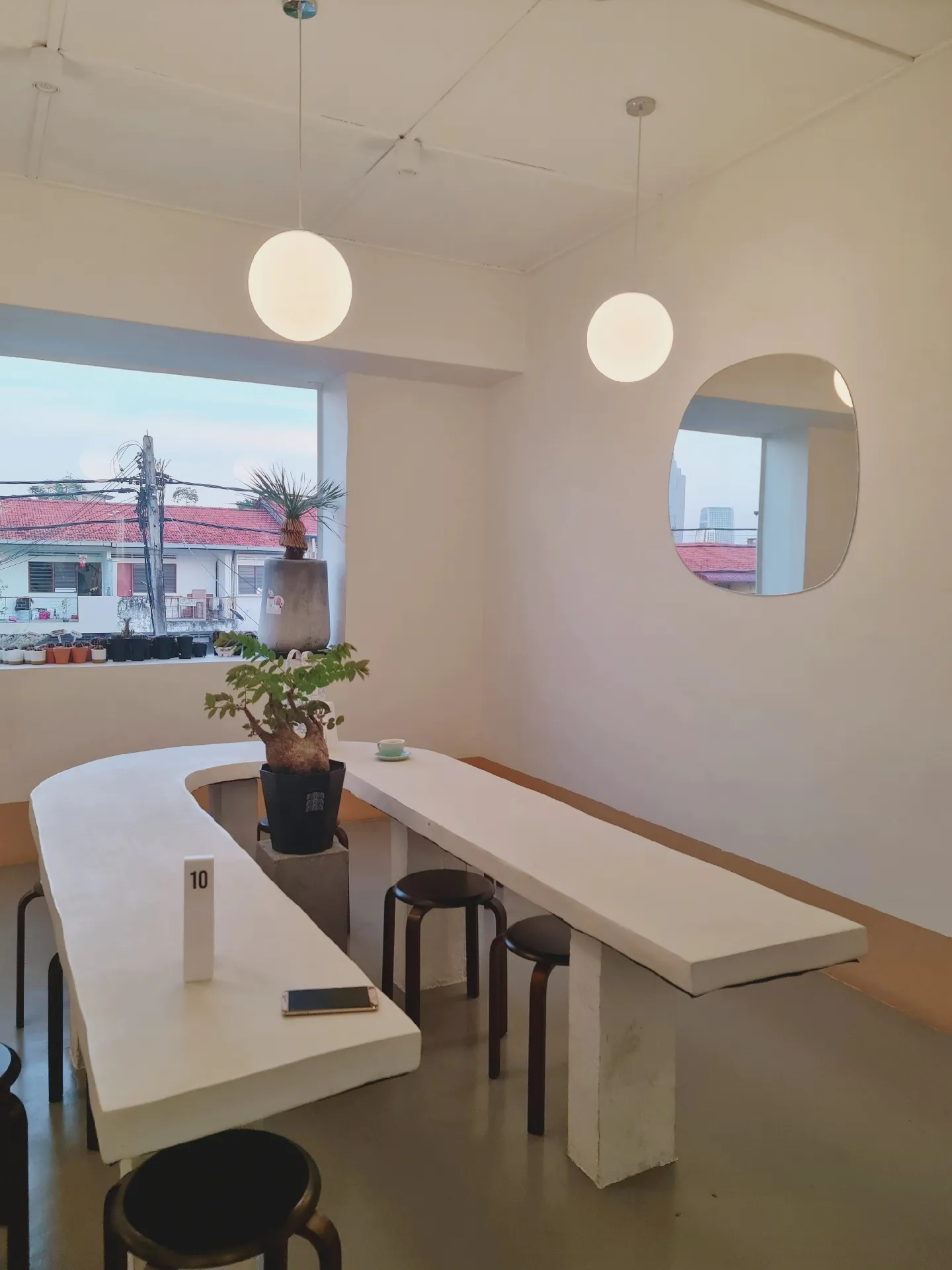 SPRING SPRING is a cute cat cafe in PJ | Galeri disiarkan oleh Misa ʕ ...