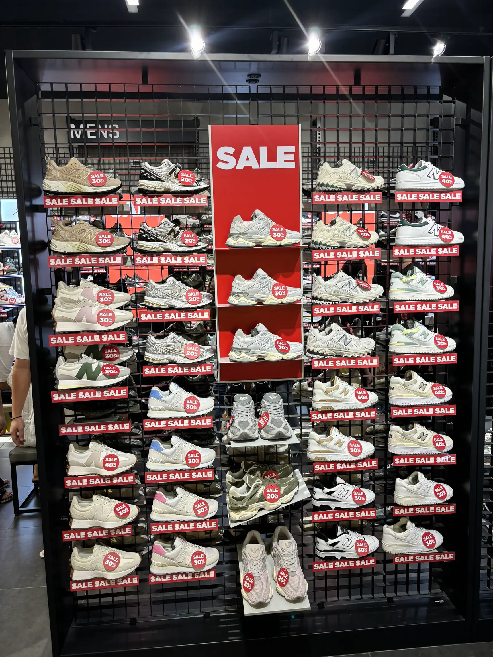 JD SPORT MIDYEAR SALE 2024🍋 | แกลเลอรีที่โพสต์โดย Fernny | Lemon8