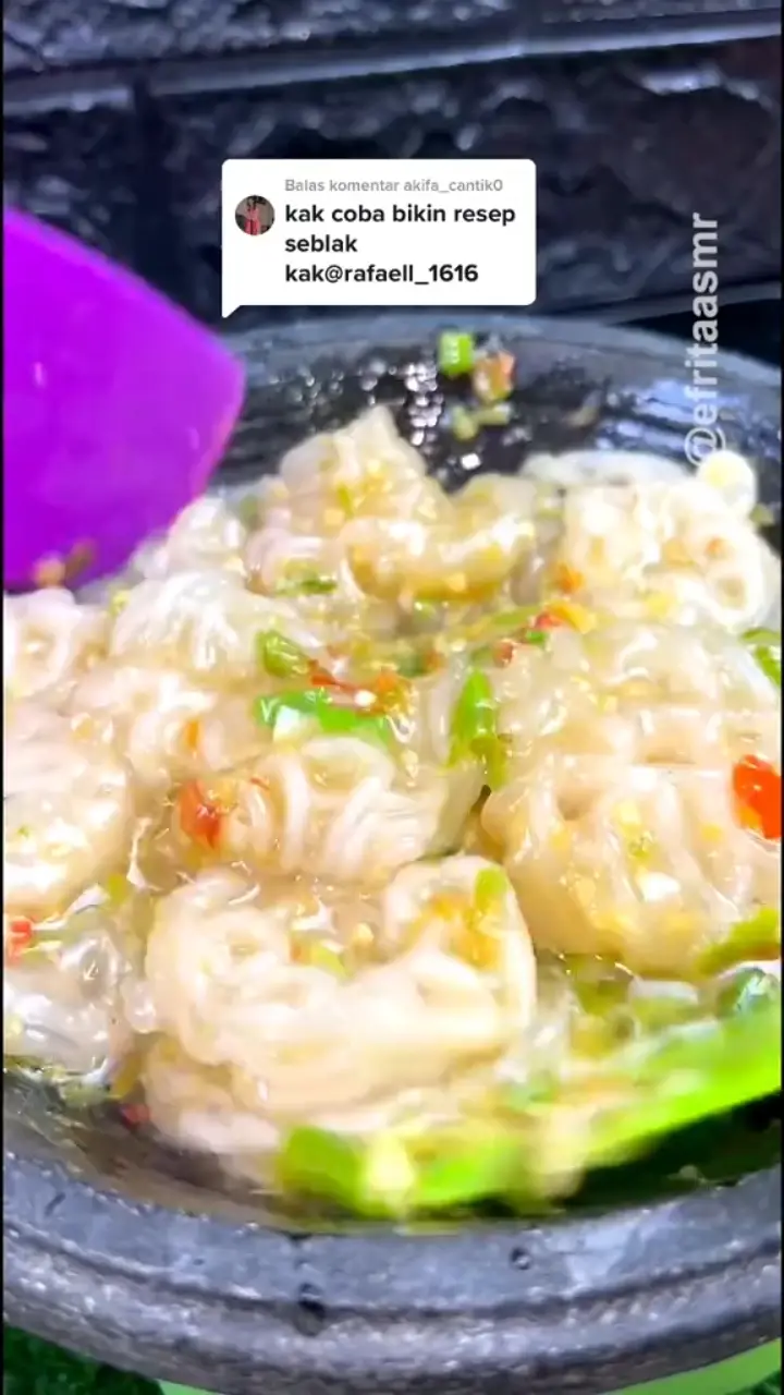 seblak coetnya kak rafael enak bangettt | Video dipublikasikan oleh ...