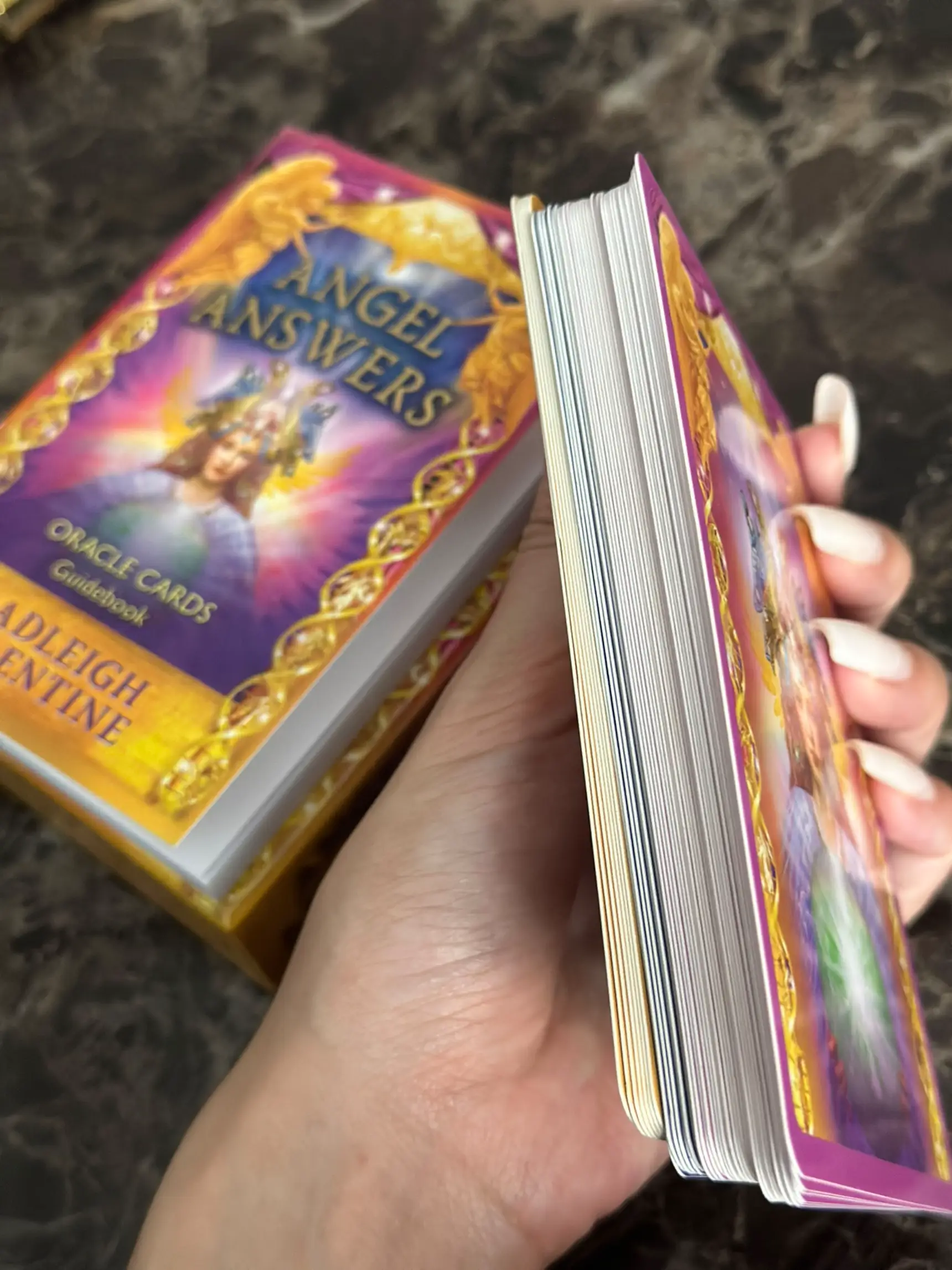 รีวิวไพ่ Angel answer ไพ่นางฟ้า🧚 | แกลเลอรีที่โพสต์โดย ꒱˚Yeyee ༘♡ | Lemon8