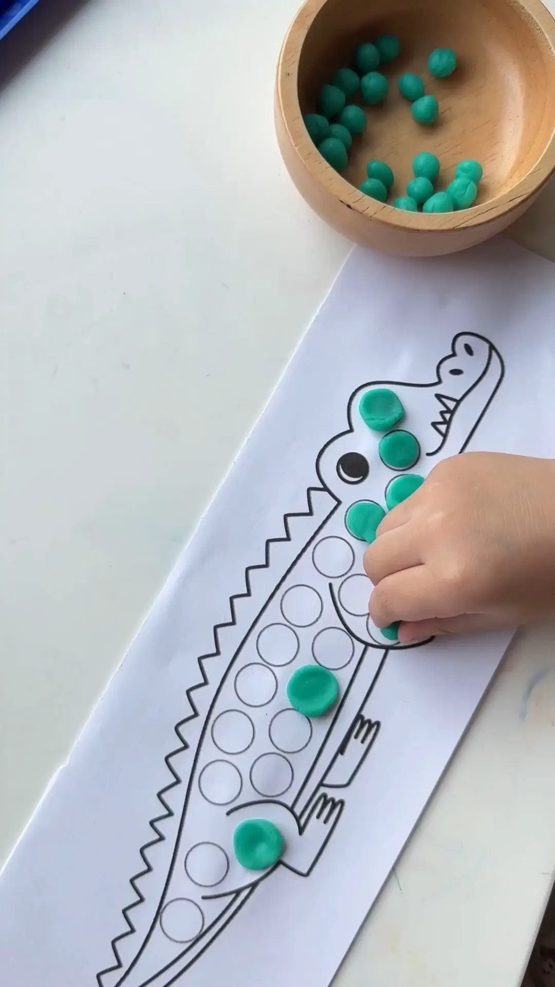 🐊แผ่นกิจกรรม Do a Dot🐊 อุปกร | วิดีโอที่เผยแพร่โดย แม่ฟูลไทม์ ᵕ̈ | Lemon8