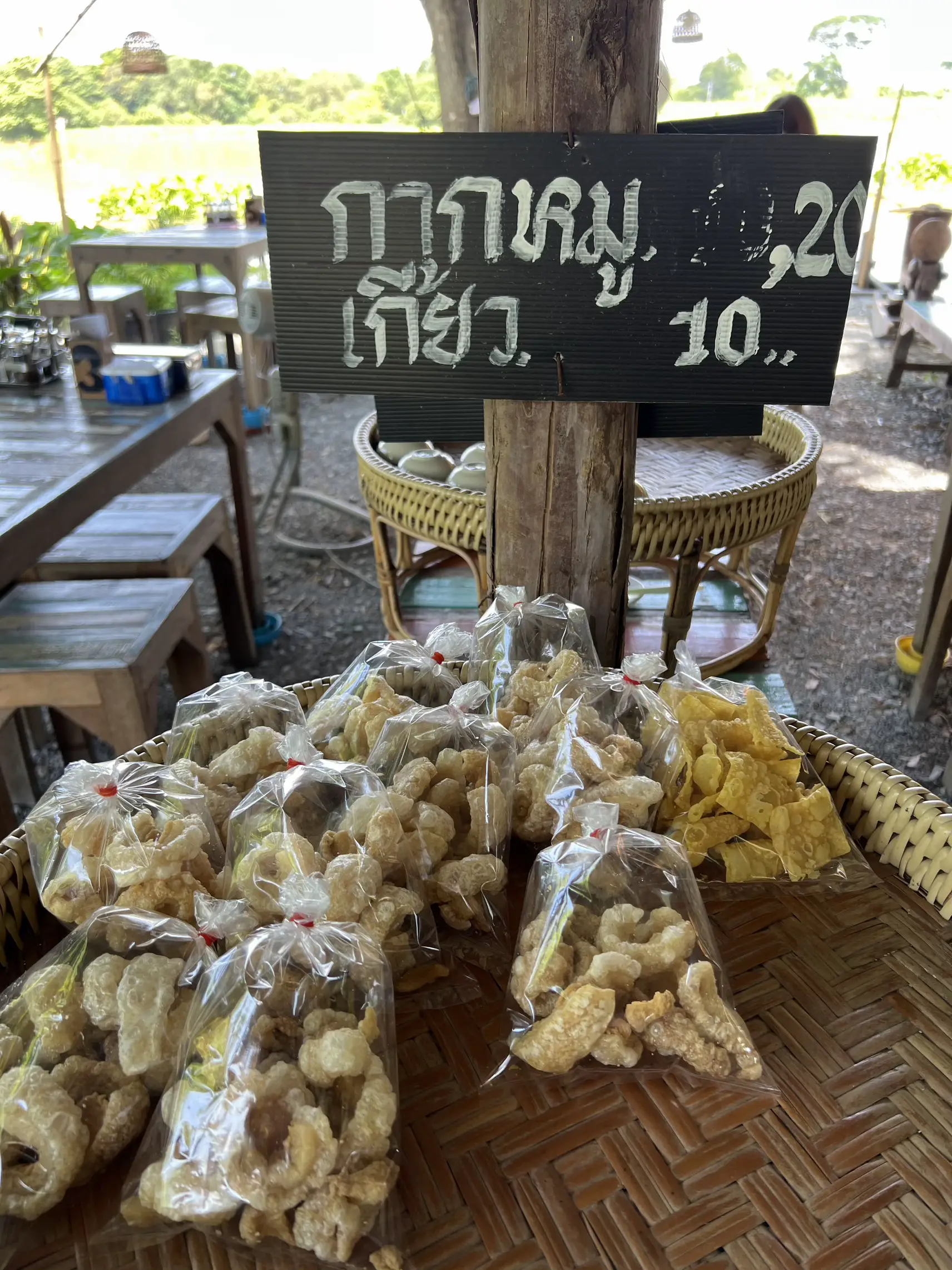 เตี๋ยวริมน้ำ ร้านลับบางไทร อยุธยา | แกลเลอรีที่โพสต์โดย Chatisa | Lemon8