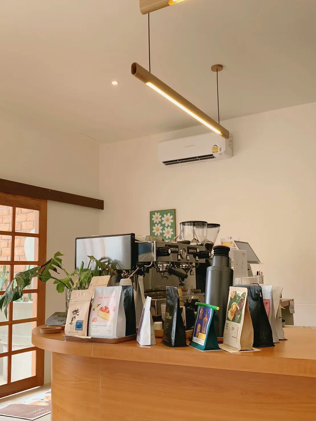 คาเฟ่เปิดใหม่สิงห์บุรี | Start With Why Cafe ☕️🍪🤎 | แกลเลอรีที่โพสต์โดย ...