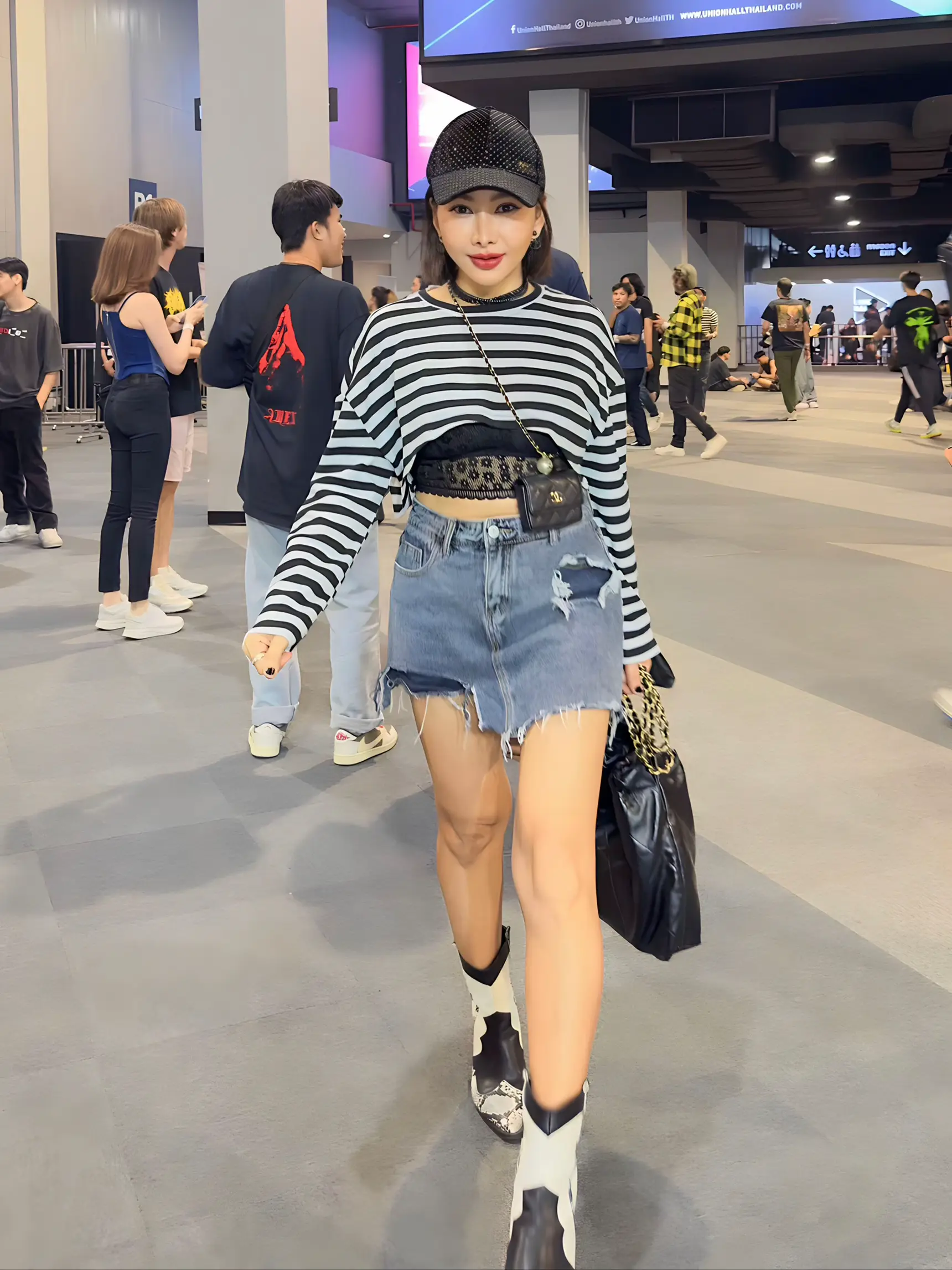 แต่งตัวไปดูคอนเสิร์ต Bring me the horizon 🎸🎼 | วิดีโอที่เผยแพร่โดย Mod_ka | Lemon8