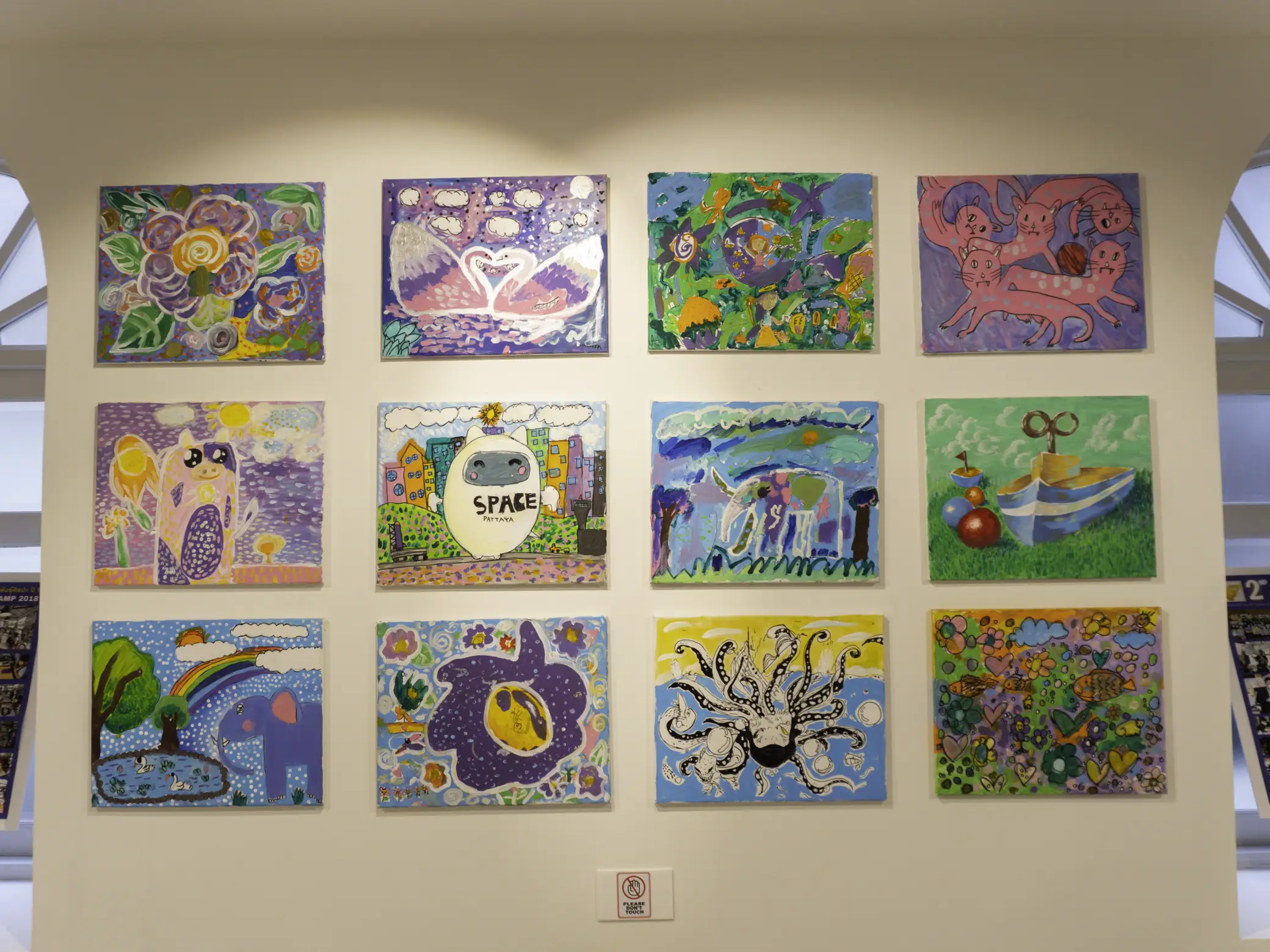 เสพงานศิลป์ริมน้ำ ณ บ้านเจ้าพระยา อายุร้อยกว่าปี 🎨 | แกลเลอรีที่โพสต์โดย ISAYWORK | Lemon8