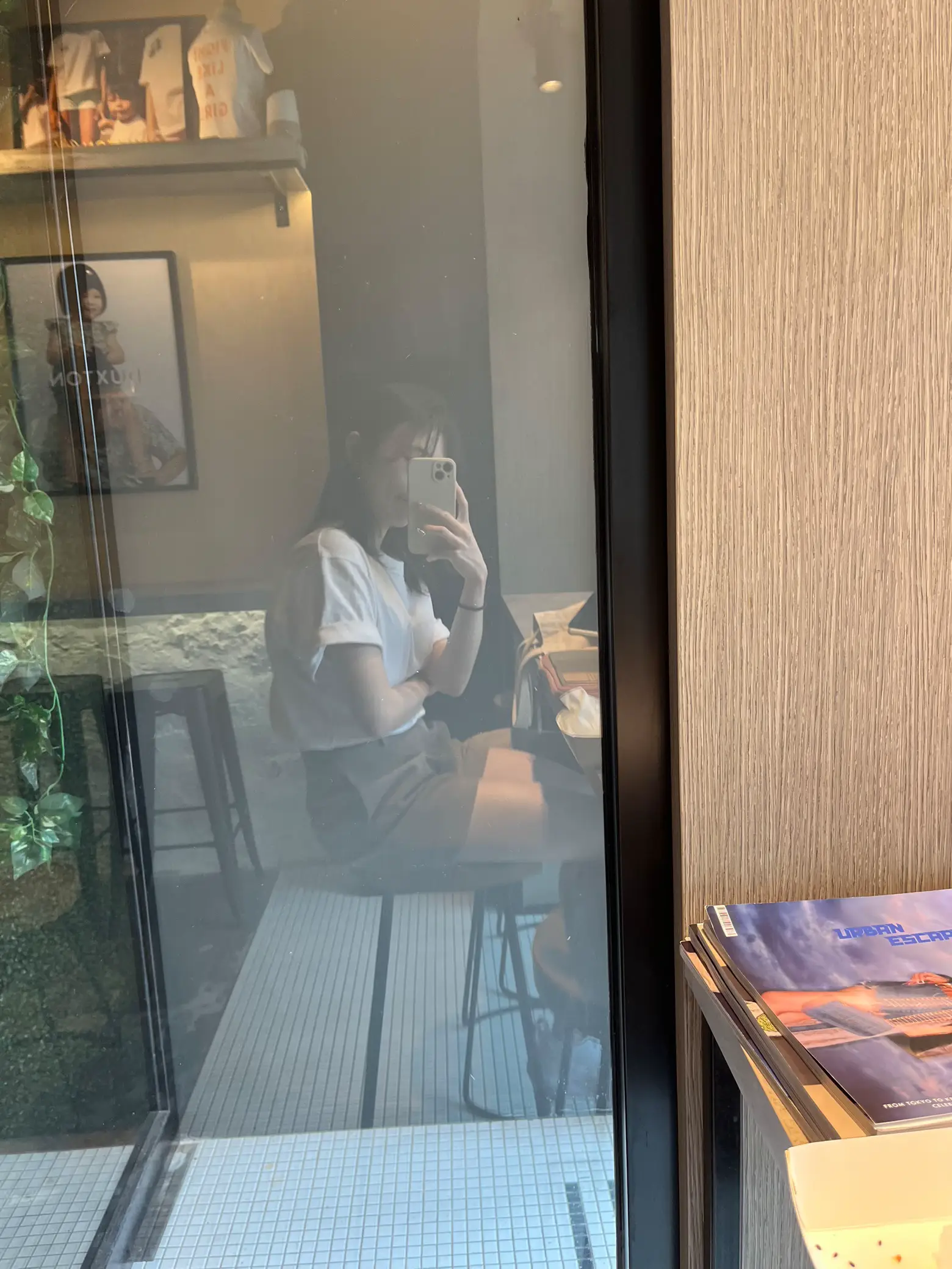 i had the whole cozy cafe to myself 😌🙌🏻 | Gallery posted by hope 🕊️ ...