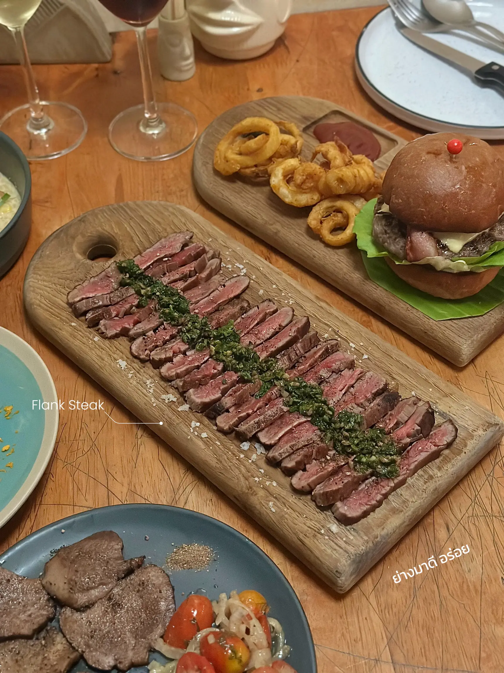 ร้านอาหารฟิวชั่นลับๆ ย่านอโศก MAD MOA 🍹🍾🌴 | แกลเลอรีที่โพสต์โดย ...