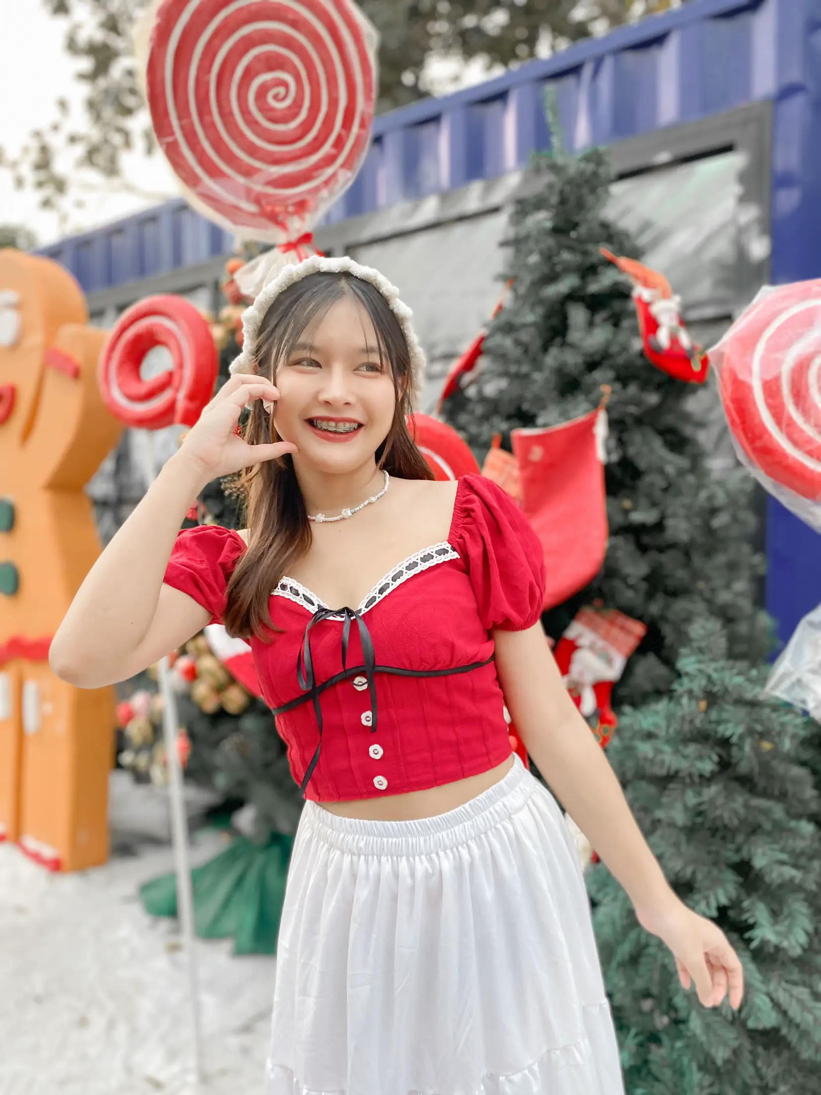 แต่งตัวไปถ่ายรูปคริสต์มาสกัน ️ | แกลเลอรีที่โพสต์โดย Khuan_warin_ | Lemon8