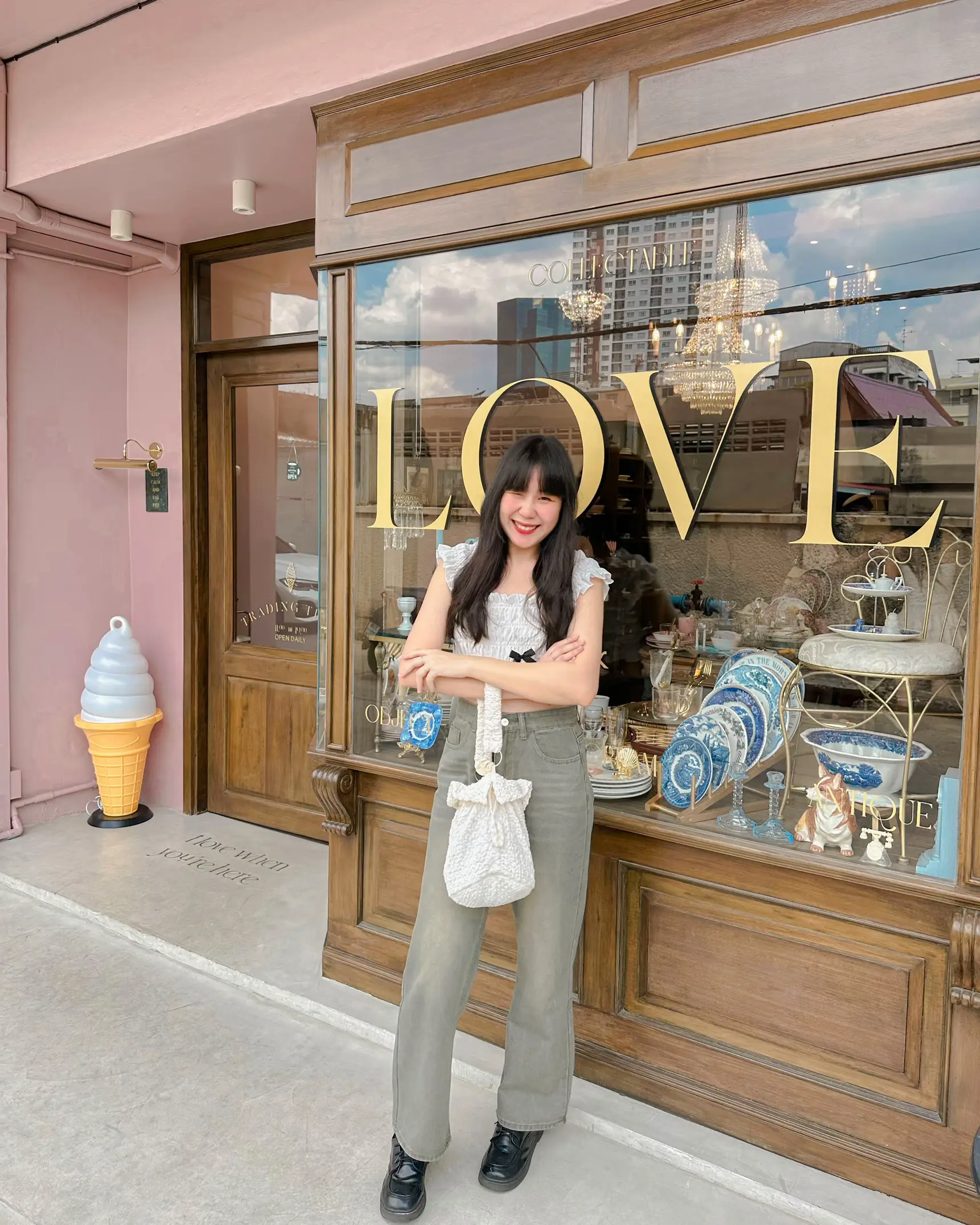 🥯Cafe Outfit idea แมตช์ด้วยกันทั้งชุดแล้วน่ารักมาก * | แกลเลอรีที่โพสต์ ...