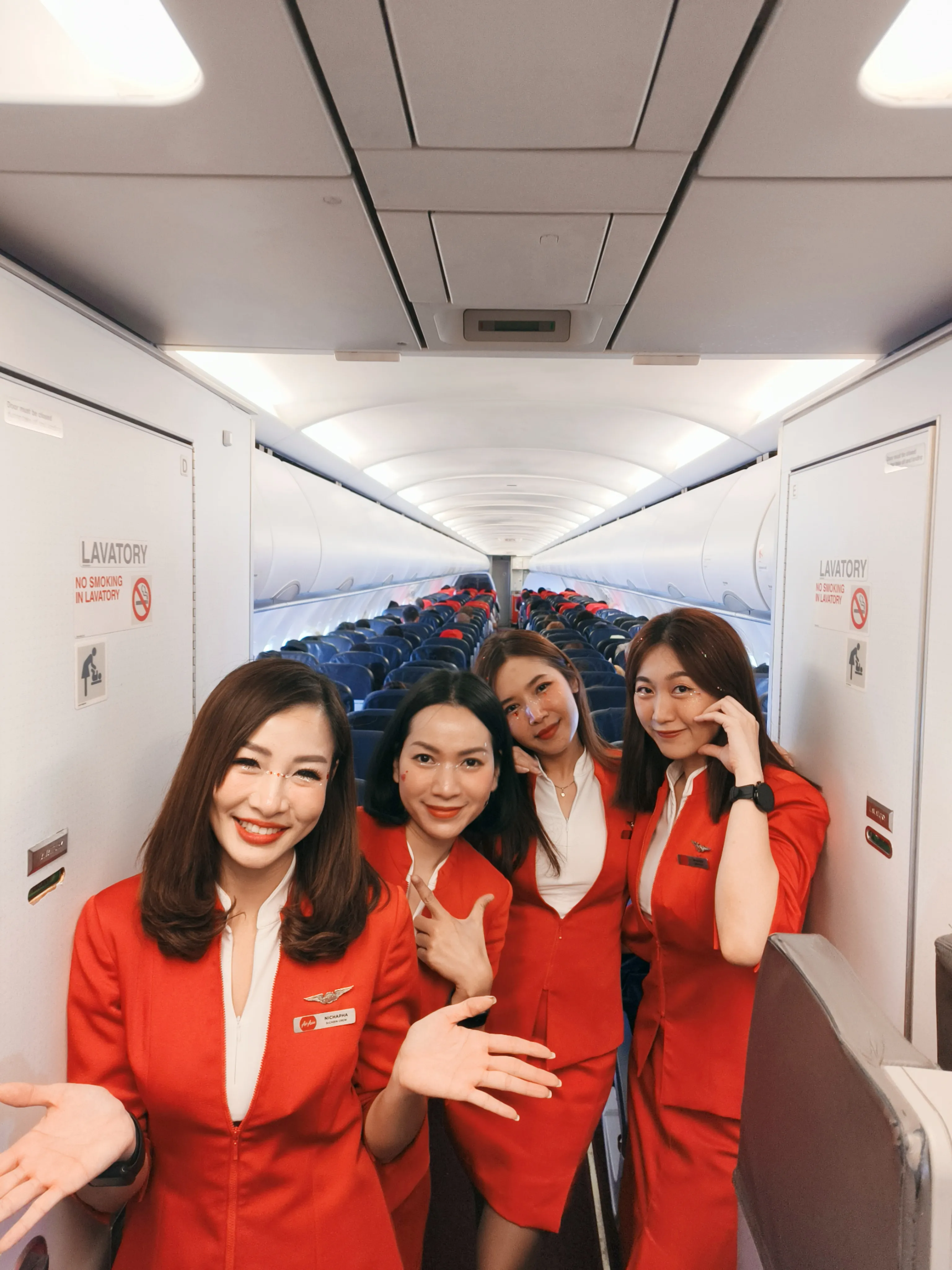 เมนูอันดับ1 ของ AirAsia | แกลเลอรีที่โพสต์โดย Taantoothname | Lemon8