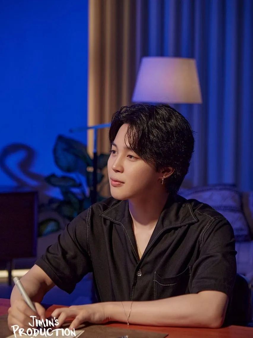 Jimin Photo | แกลเลอรีที่โพสต์โดย Army Purple | Lemon8