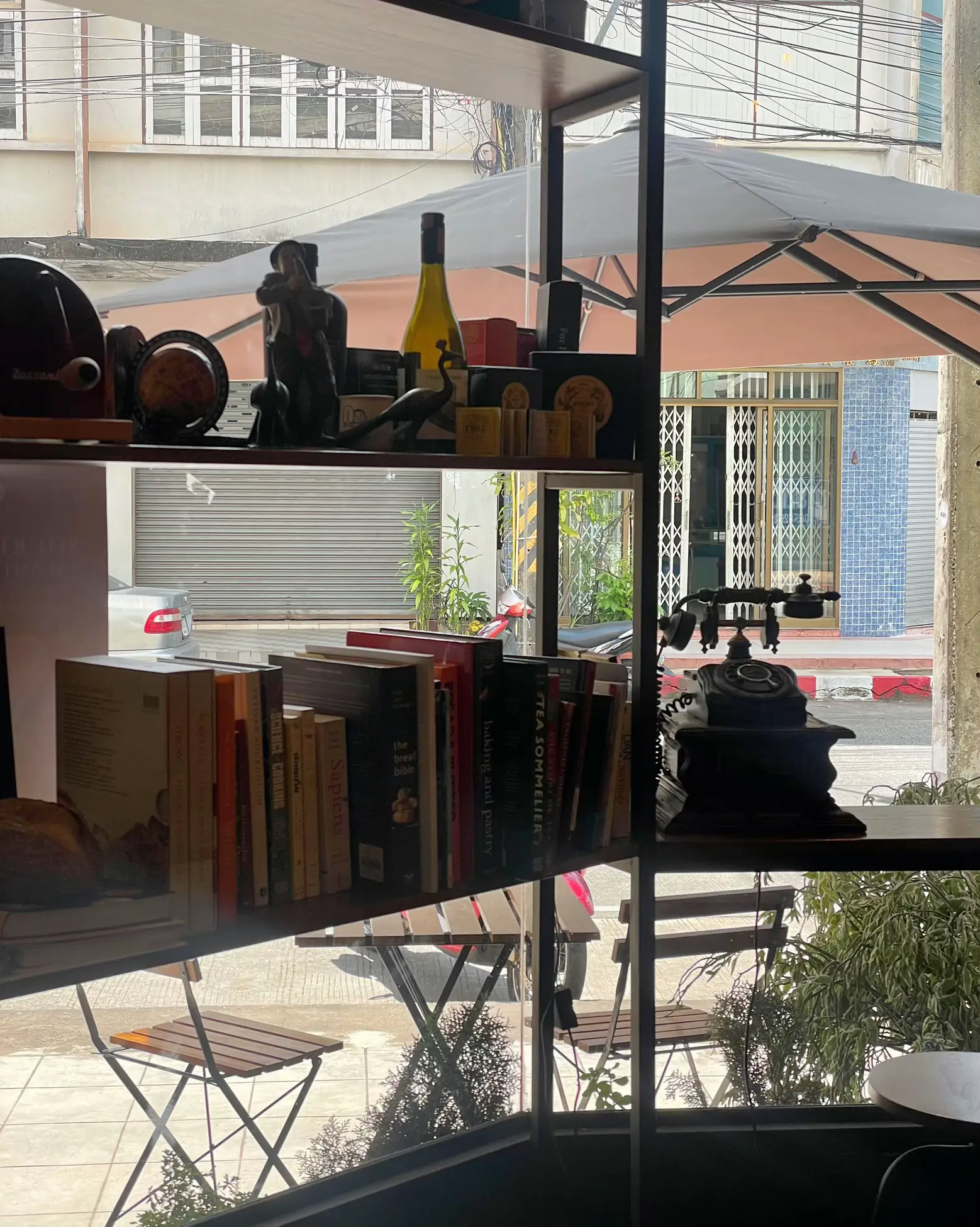 คาเฟ่อุบล : KOLé Bakery Bar | แกลเลอรีที่โพสต์โดย my, | Lemon8